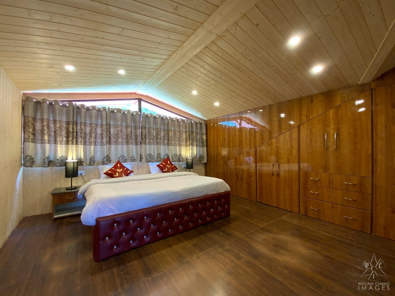 Rooms of The Cloud House By The Riff's Abbey - Homestay in Shoghi