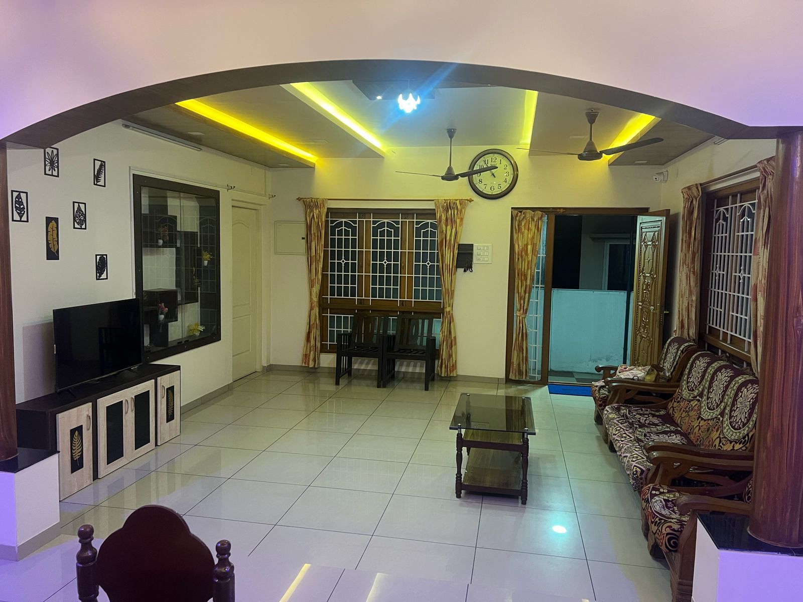 VRS Rooms 𝗕𝗢𝗢𝗞 Pollachi Villa