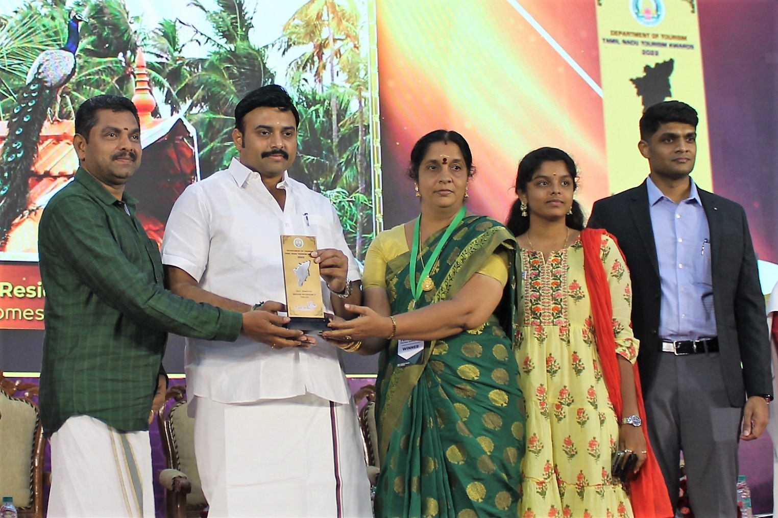 Indian Residency | Rooms & Guided Treks 𝗕𝗢𝗢𝗞 Tiruchirappalli Homestay