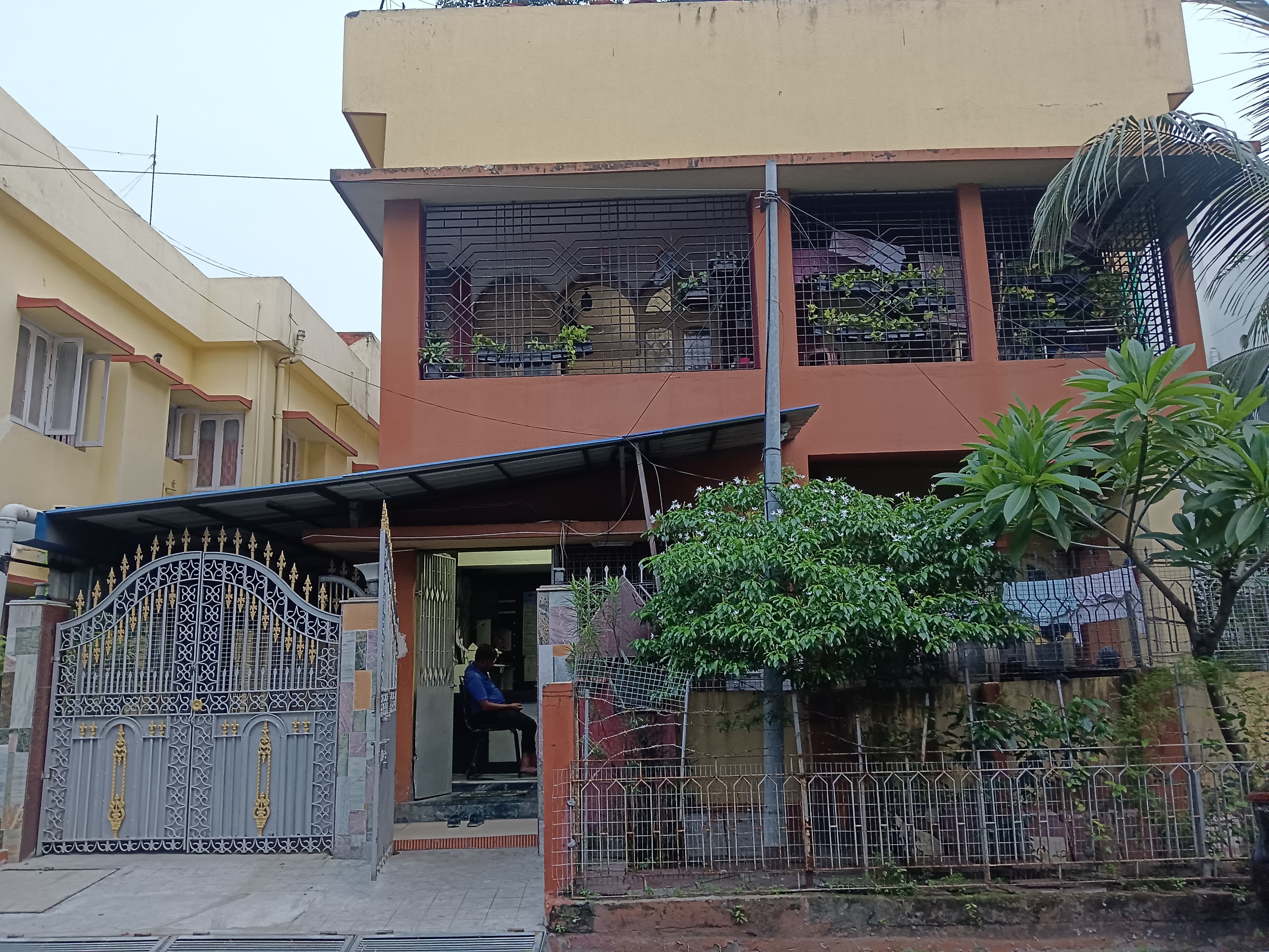 KUNJA PALACE Guest house in Salt Lake 𝗕𝗢𝗢𝗞 Kolkata Homestay