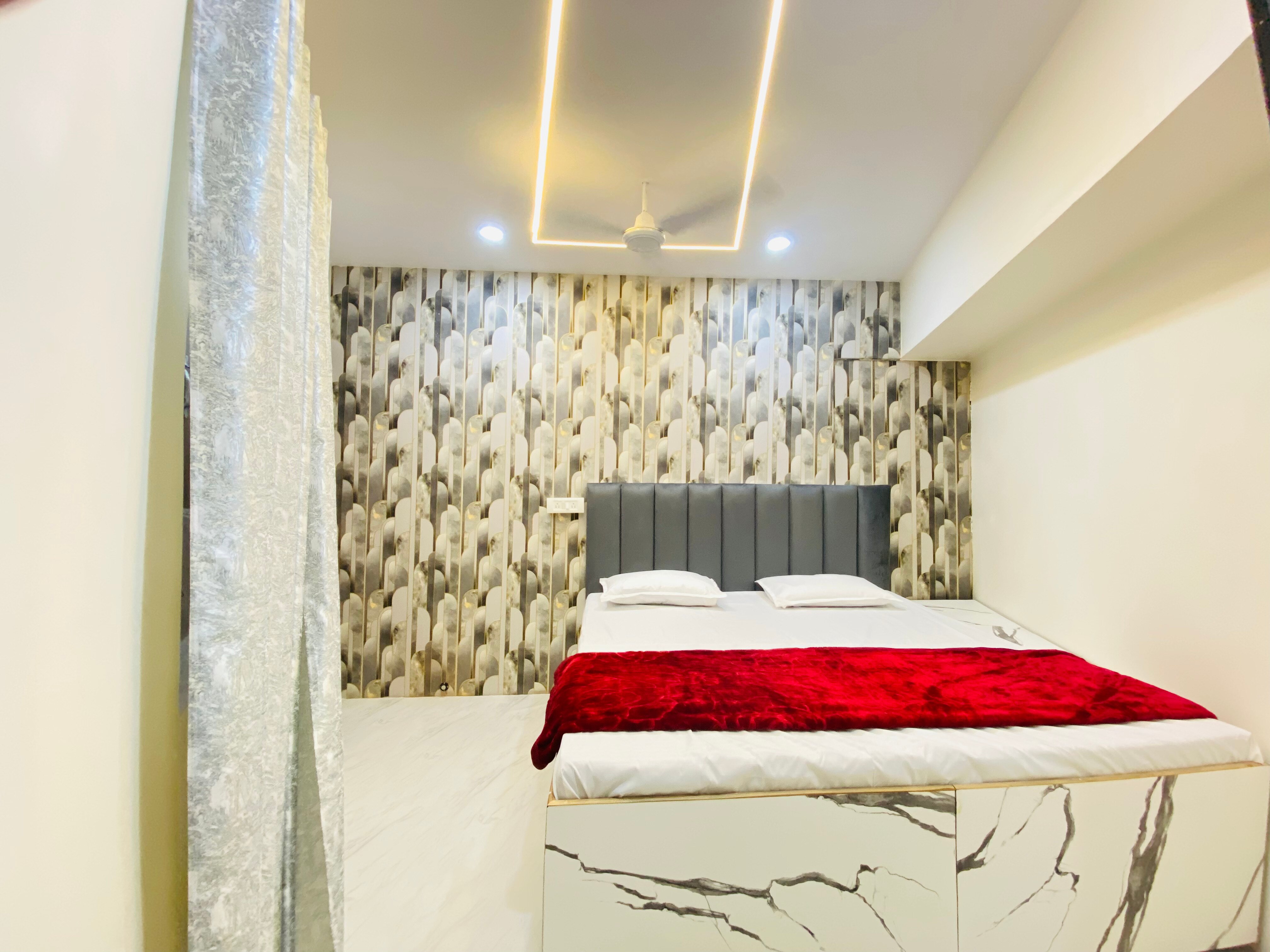 The Kashi Rooms 𝗕𝗢𝗢𝗞 Varanasi Guest House