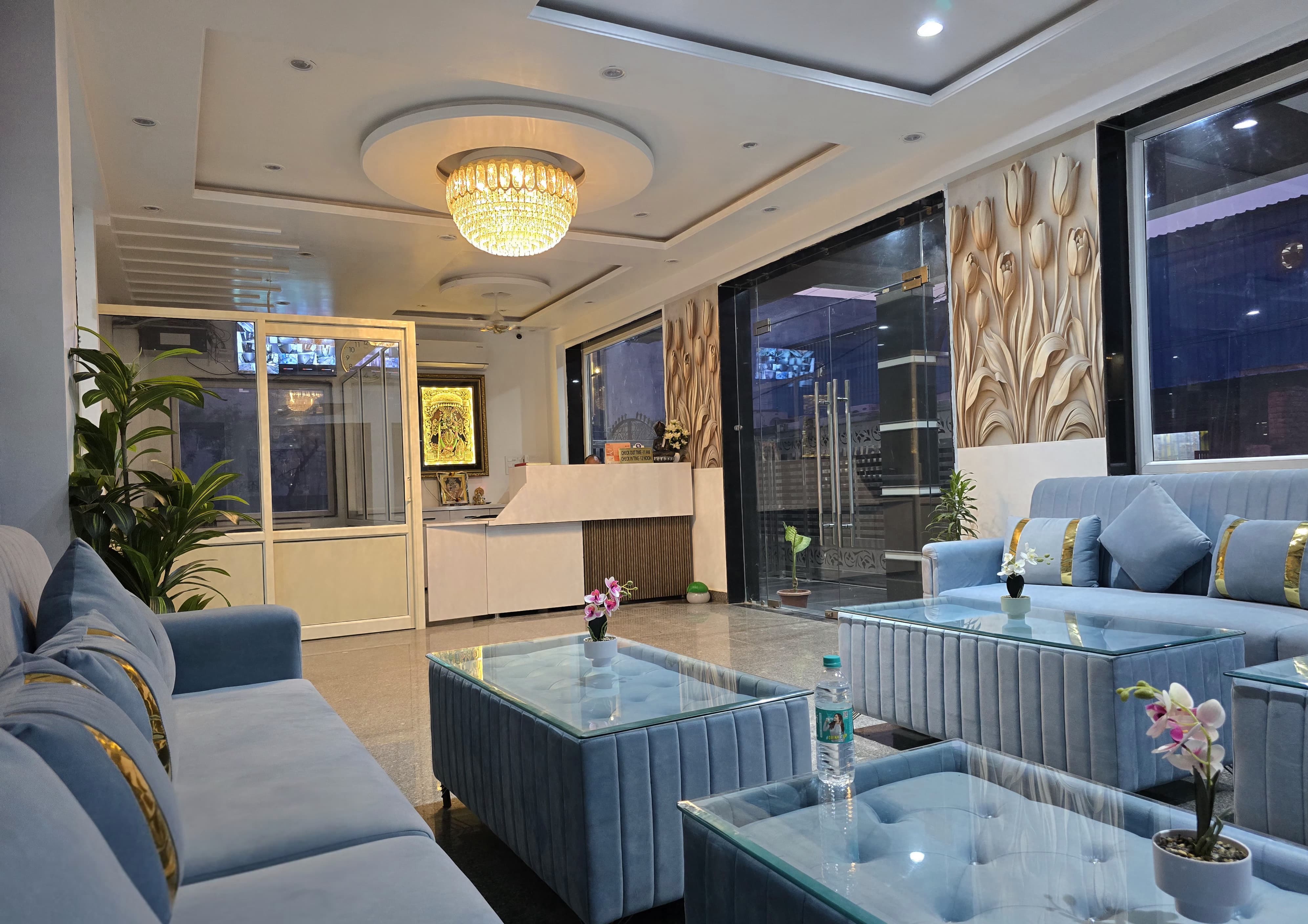 Buddha Dham 𝗕𝗢𝗢𝗞 Vrindavan Hotel