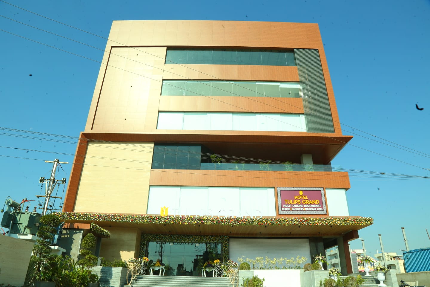 HOTEL TULIPS GRAND TURKAMJAL Hyderabad - Reviews, Photos & Offer