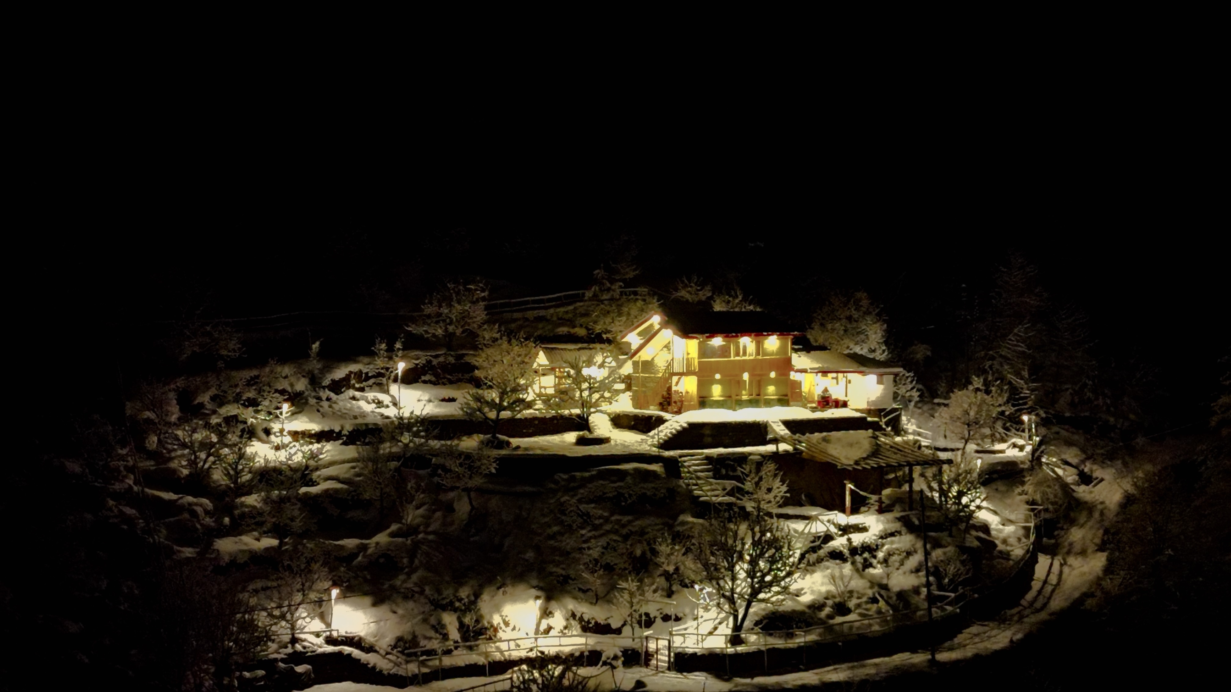 Rooms of The Himalayan Home Pause Dream Reconnect - Villa in Manali