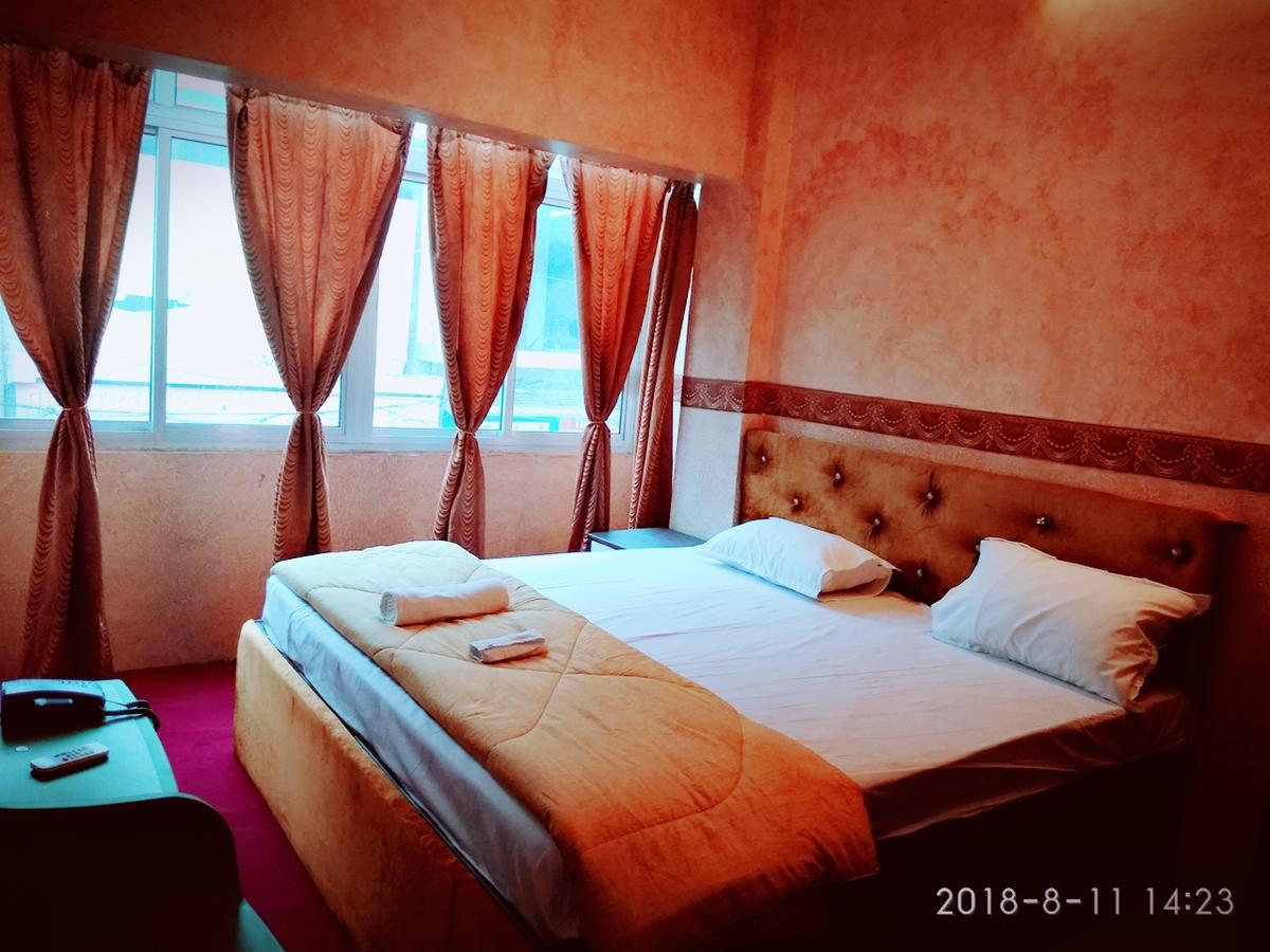 Olive Tree 𝗕𝗢𝗢𝗞 Lucknow Apartment