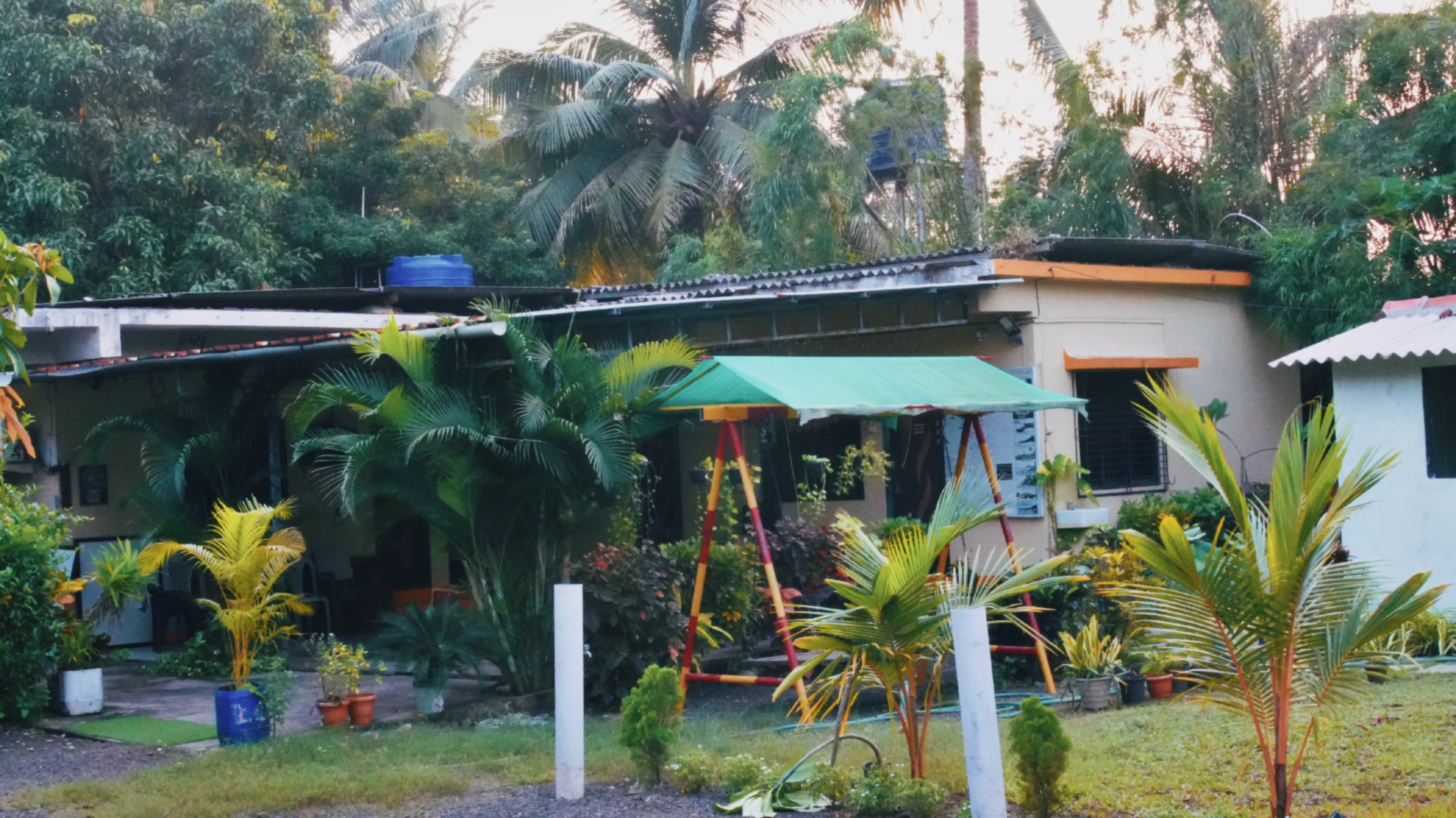 Humming bird resort 𝗕𝗢𝗢𝗞 Alibaug Villa