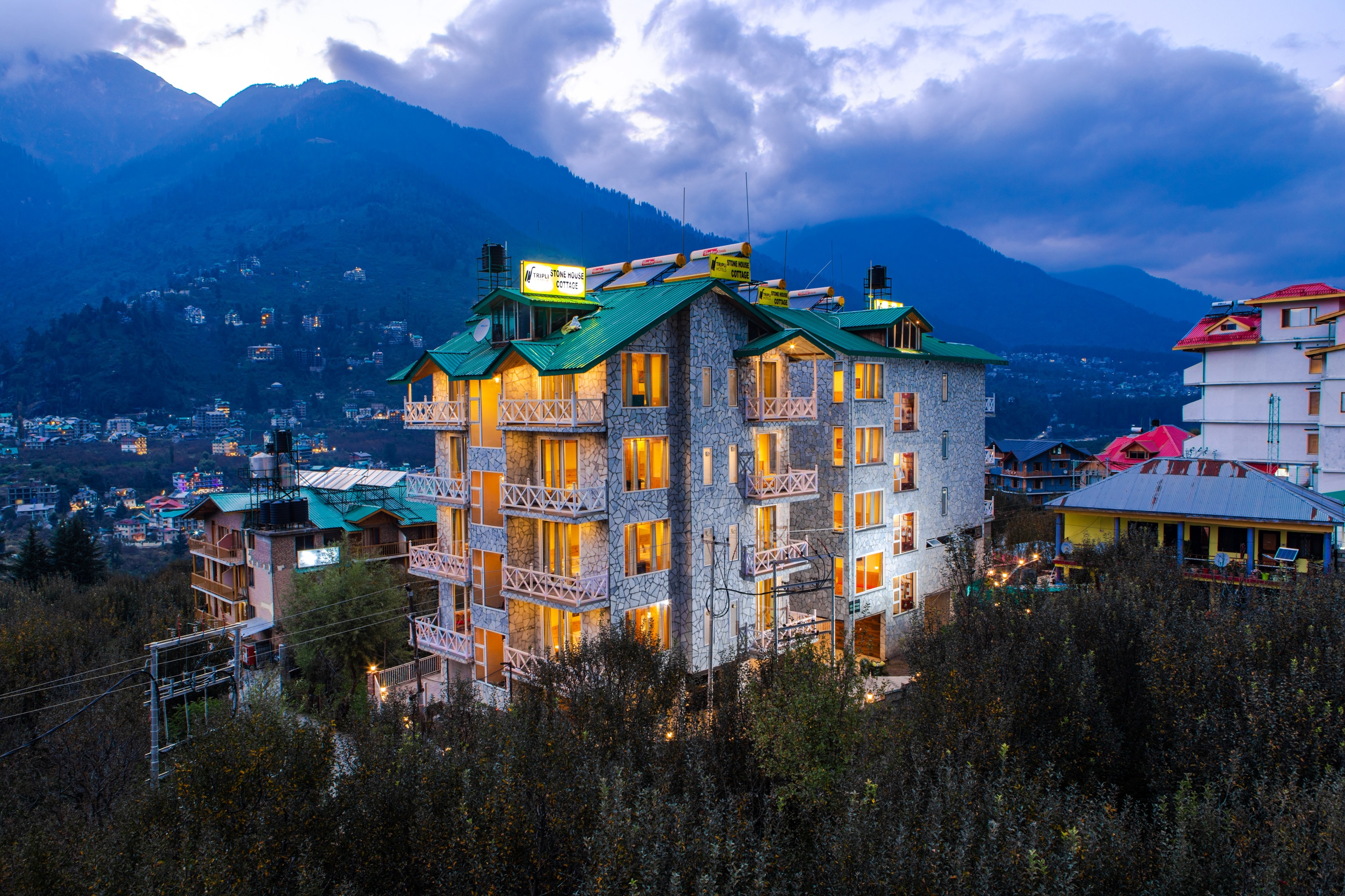 Tripli Hotels Stone House Cottage 𝗕𝗢𝗢𝗞 Manali Resort