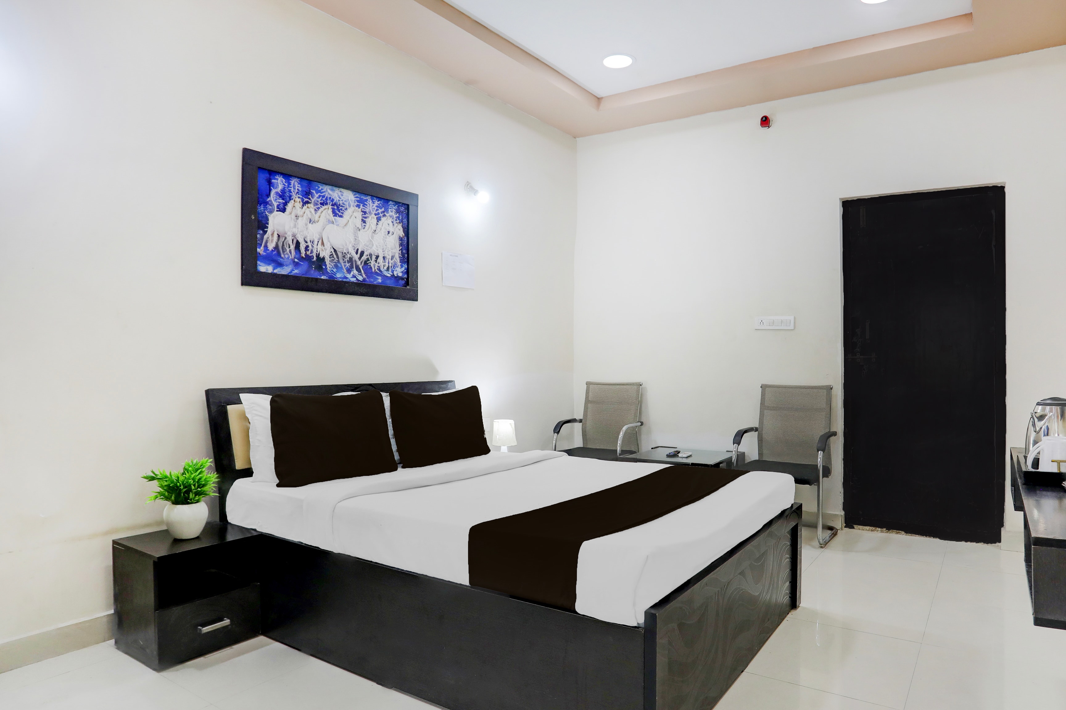 Hotel O Kurnool Bus Stand Formerly RR Residency 𝗕𝗢𝗢𝗞 Kurnool Hotel