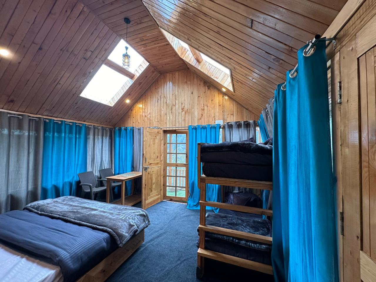 Address of Cottage by The Forest Pinnacle and Cafe Tandi - Cottage in Jibhi