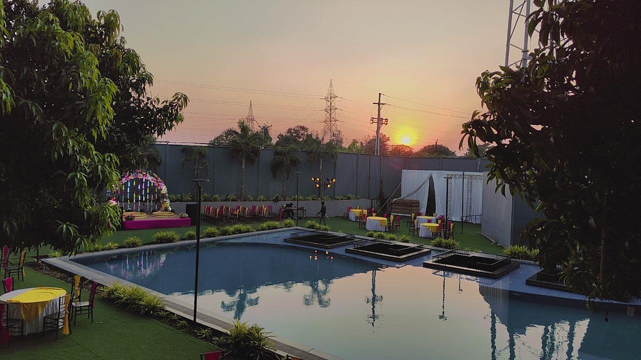 The Democracy Hotels, Resort & Convention Centre Nashik - Reviews ...