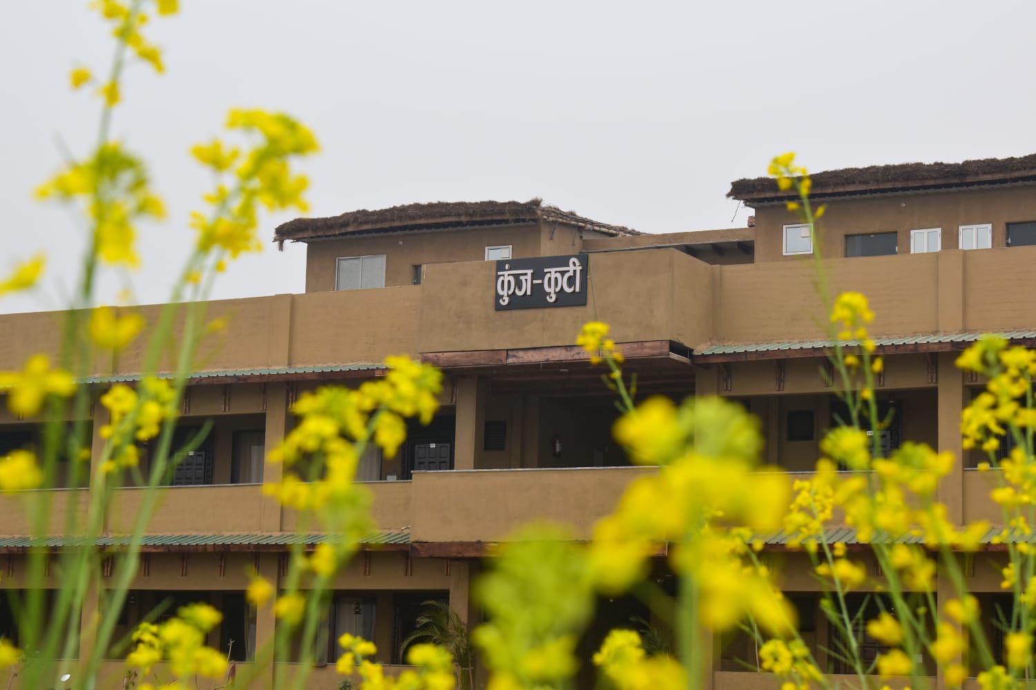Kunj kuti 𝗕𝗢𝗢𝗞 Mathura Farm House