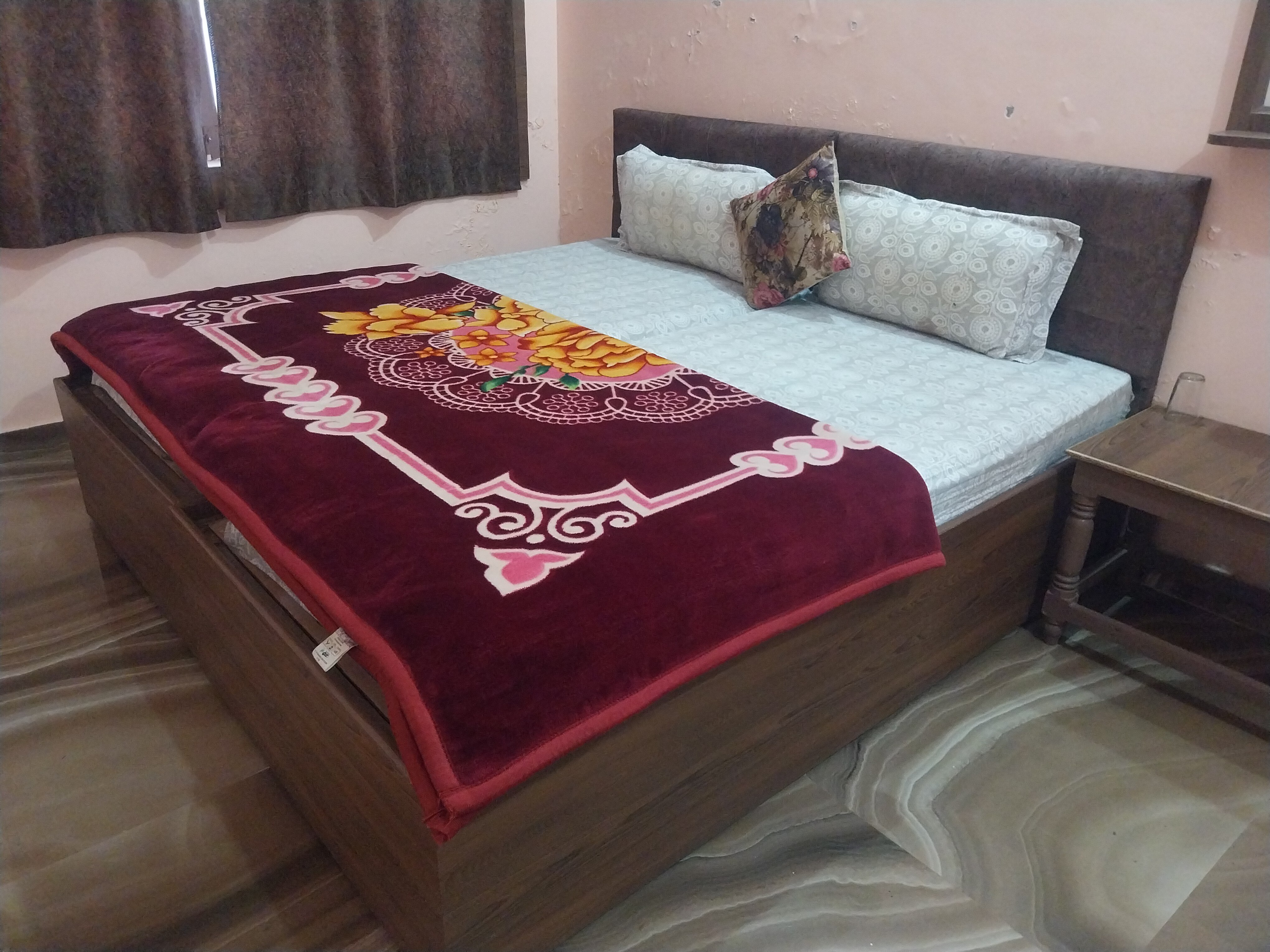 Amenities of Vikram guest house
