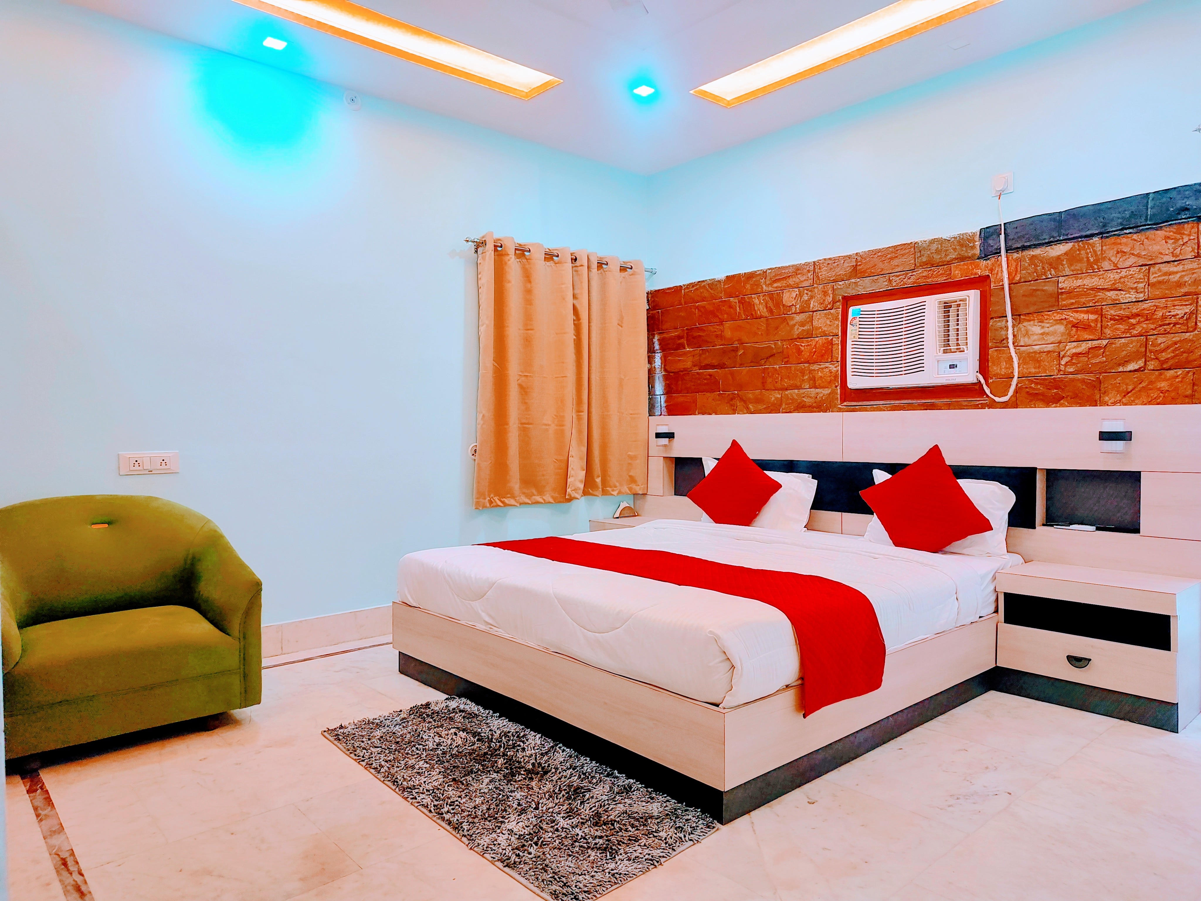 Western Stay Inn 15 Mins Walking From Assi Ghat Varansi Hotel Varanasi ...