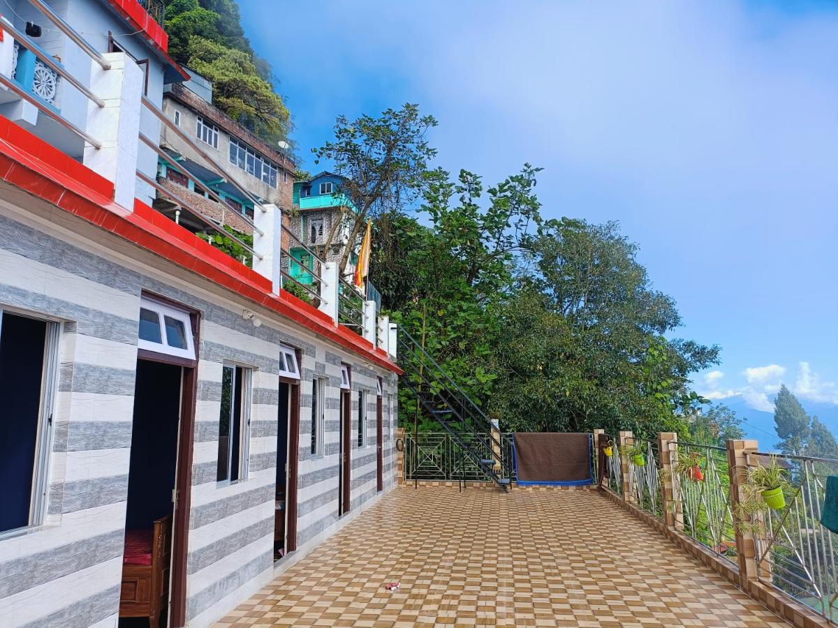 Peak Heaven Homestay 𝗕𝗢𝗢𝗞 Darjeeling Homestay