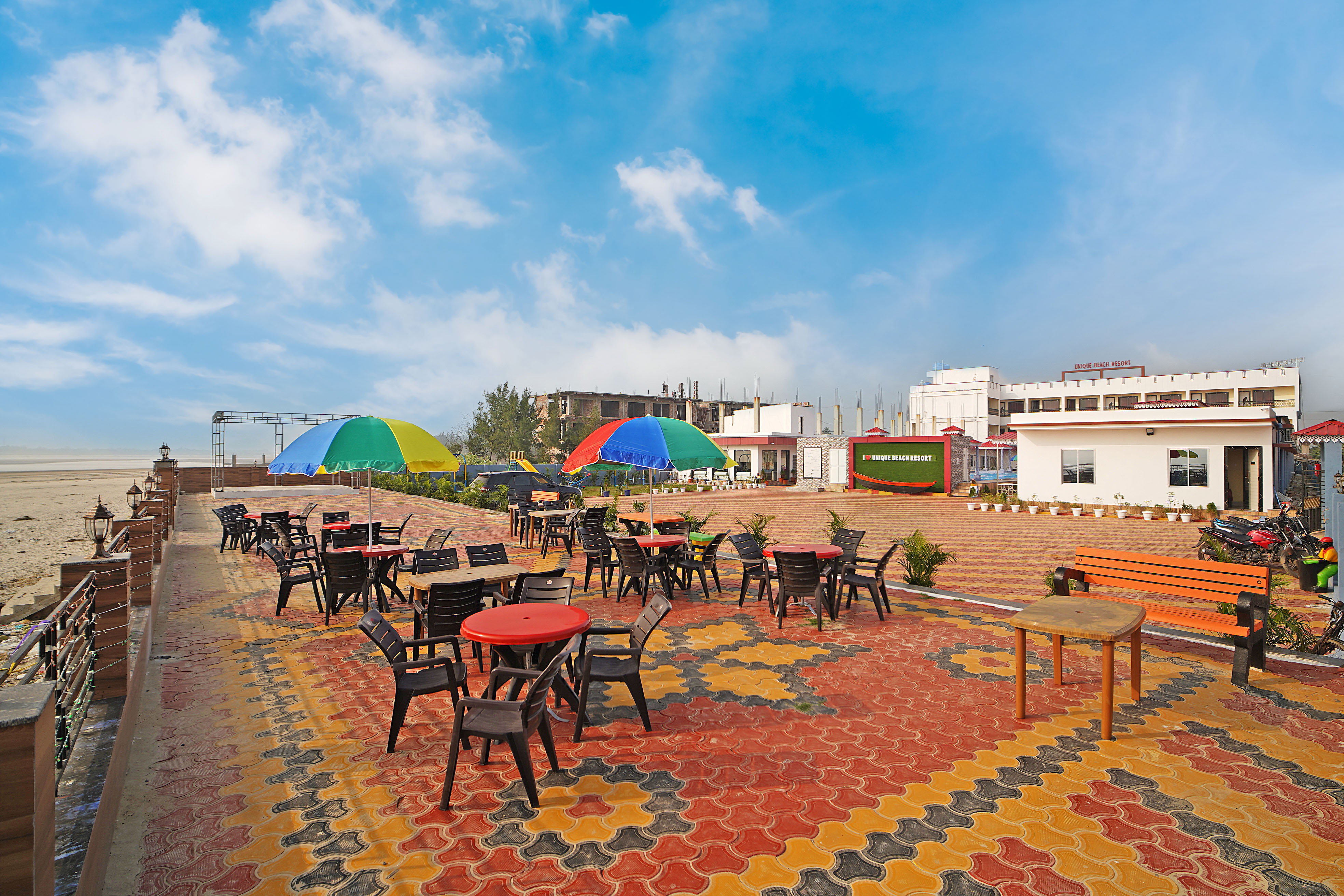 UNIQUE BEACH RESORT 𝗕𝗢𝗢𝗞 Mandarmani Resort