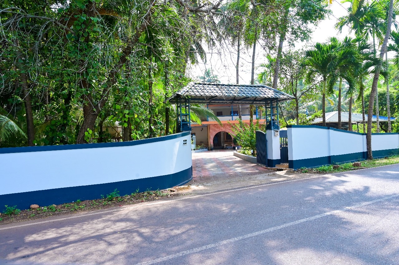 Riverine Villa Nileshwar 𝗕𝗢𝗢𝗞 Nileshwar Homestay