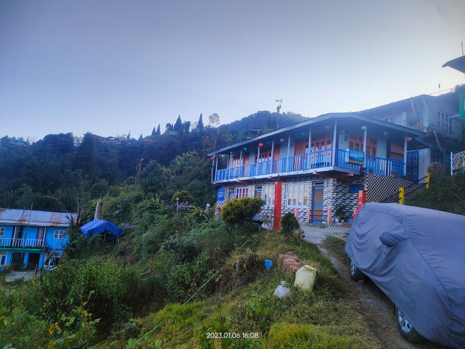 Ice View Homestay 𝗕𝗢𝗢𝗞 Rishyap Homestay