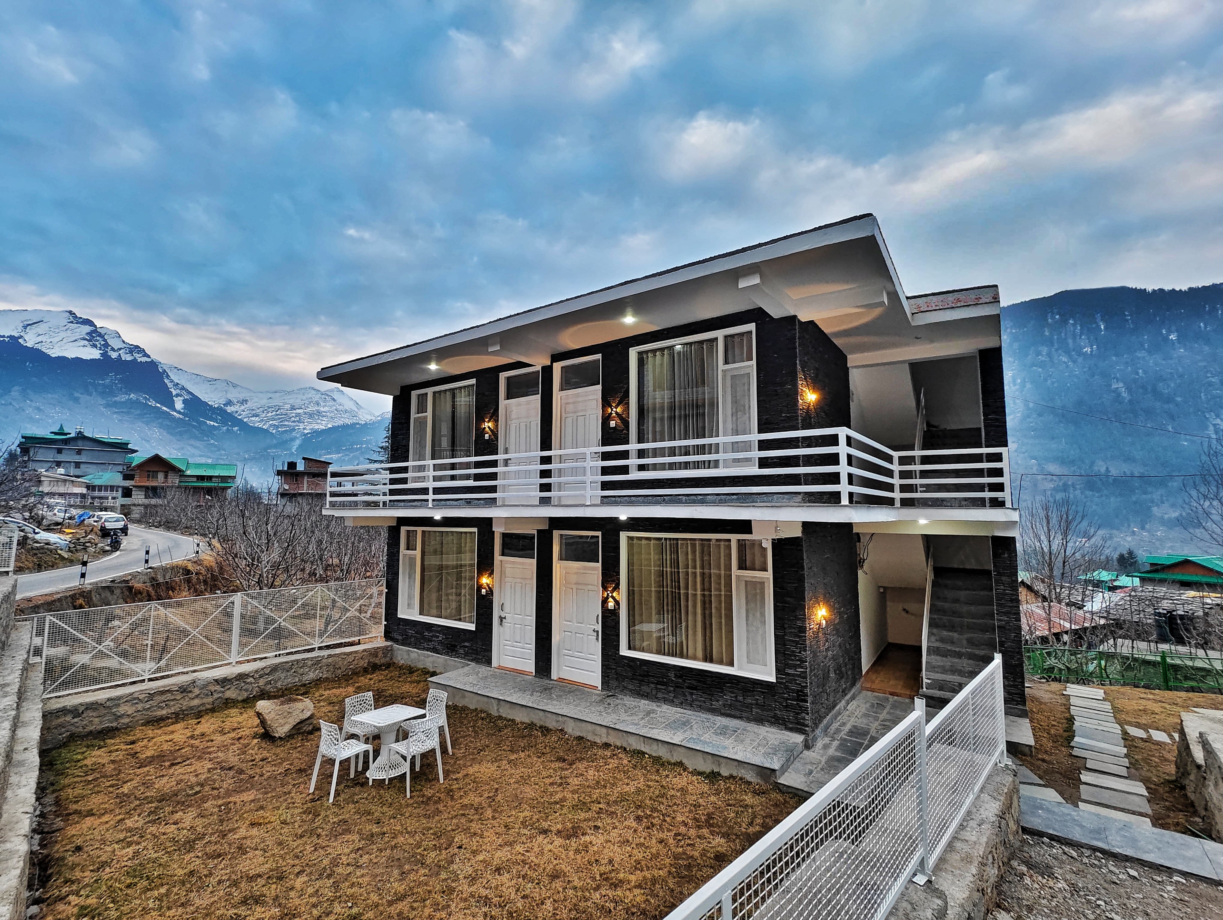 The Stone Hedge Cottage Manali - Reviews, Photos & Offer