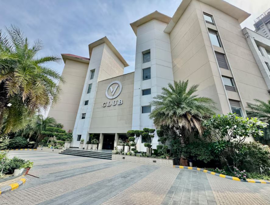 V Club Sohna Road 𝗕𝗢𝗢𝗞 Gurgaon Hotel