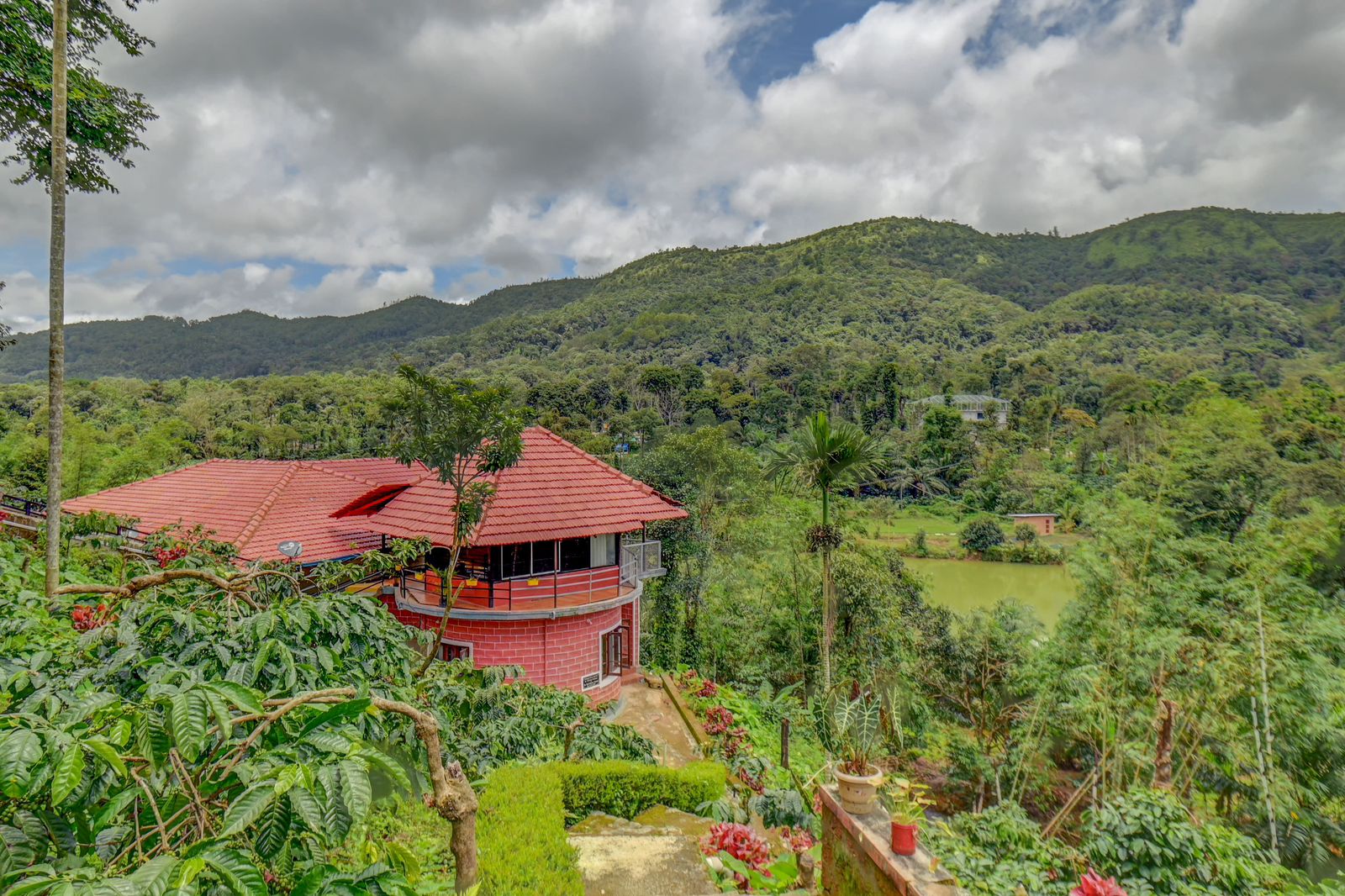 Heritage Hill View Resort Coorg 𝗕𝗢𝗢𝗞 Coorg Cottage