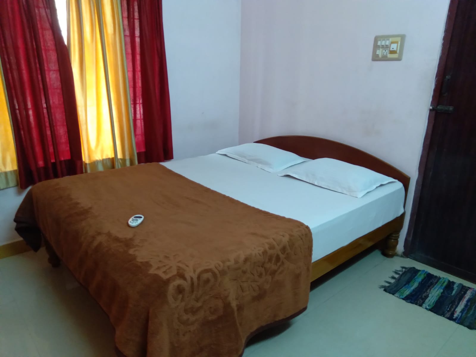 Rooms of Sri Vigneshwar Residency - Vellore Hotel on Goibibo