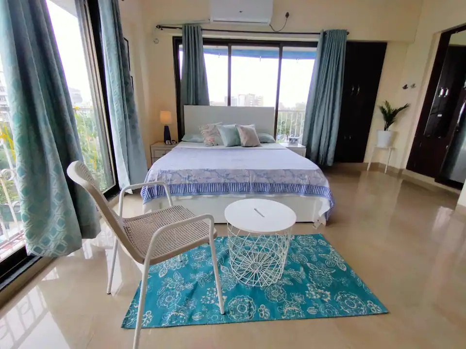 7 - Studio Velankanni Heights, Behaind Nanavati Hospital, Vile Parle by ...