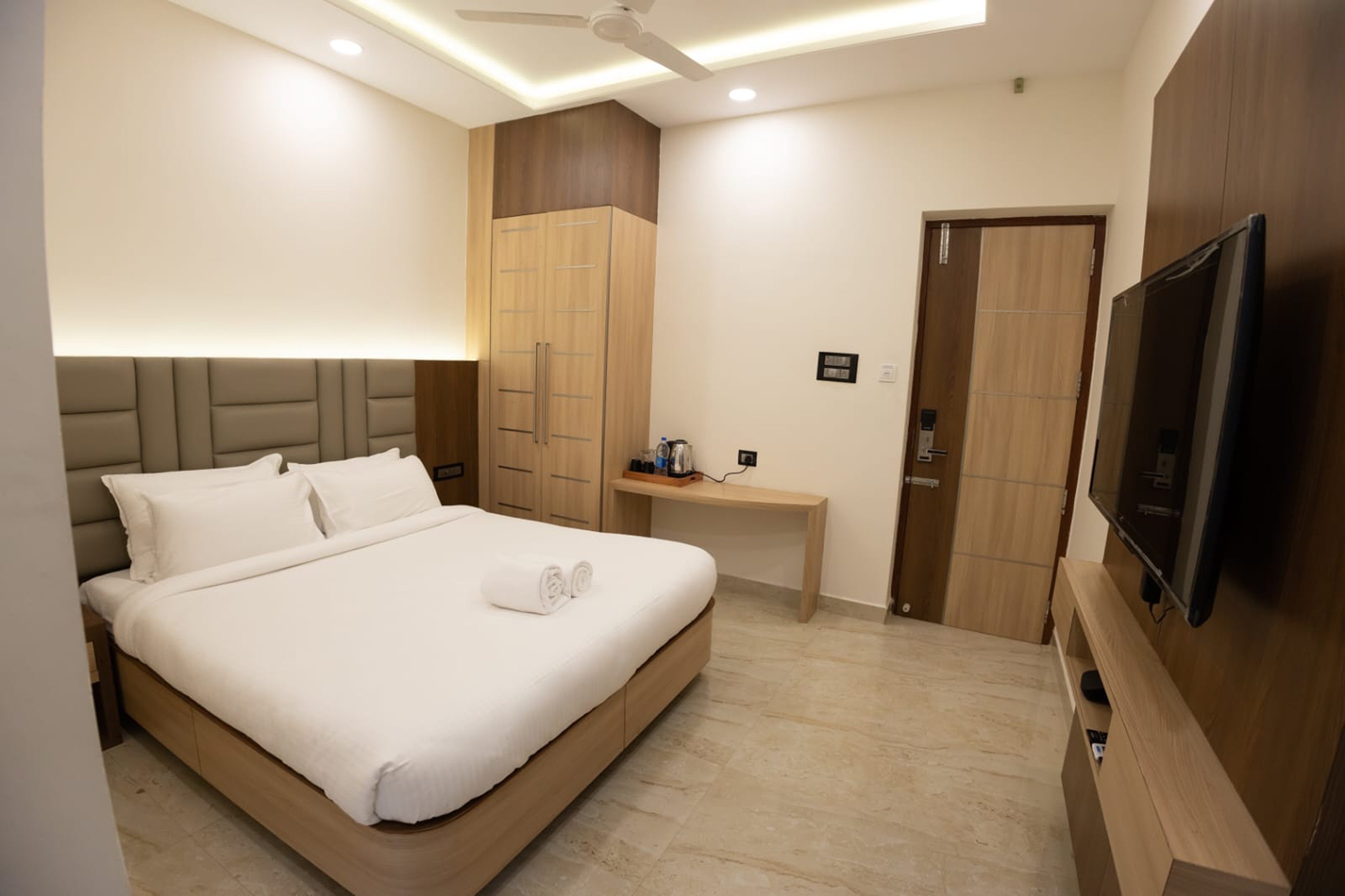 BABY ELITE BY TIO -THE INDIAN ORIGIN HOTELS & RESORTS 𝗕𝗢𝗢𝗞 Vellore Hotel
