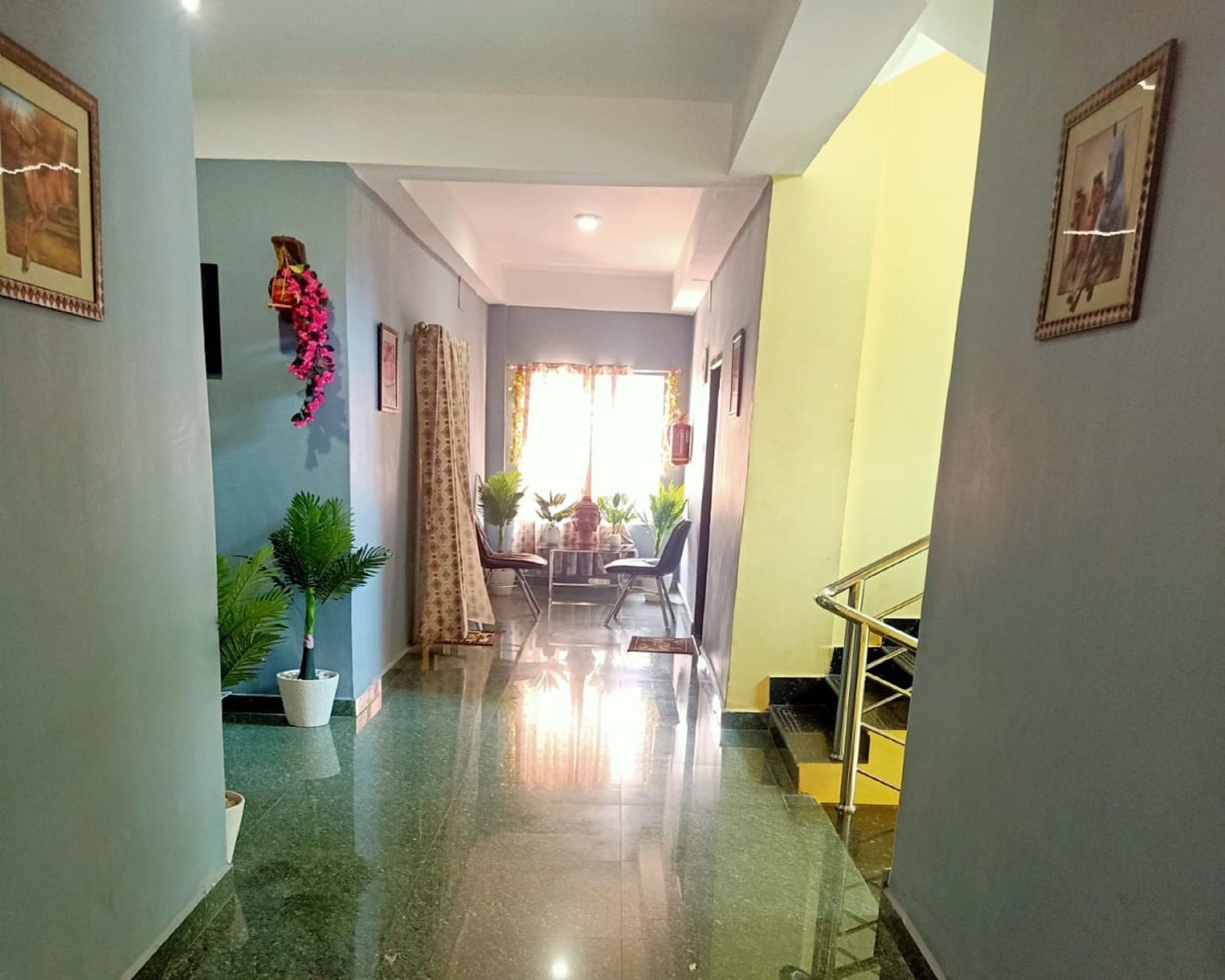 Hotel Raj Residency 𝗕𝗢𝗢𝗞 Bhubaneshwar Hotel