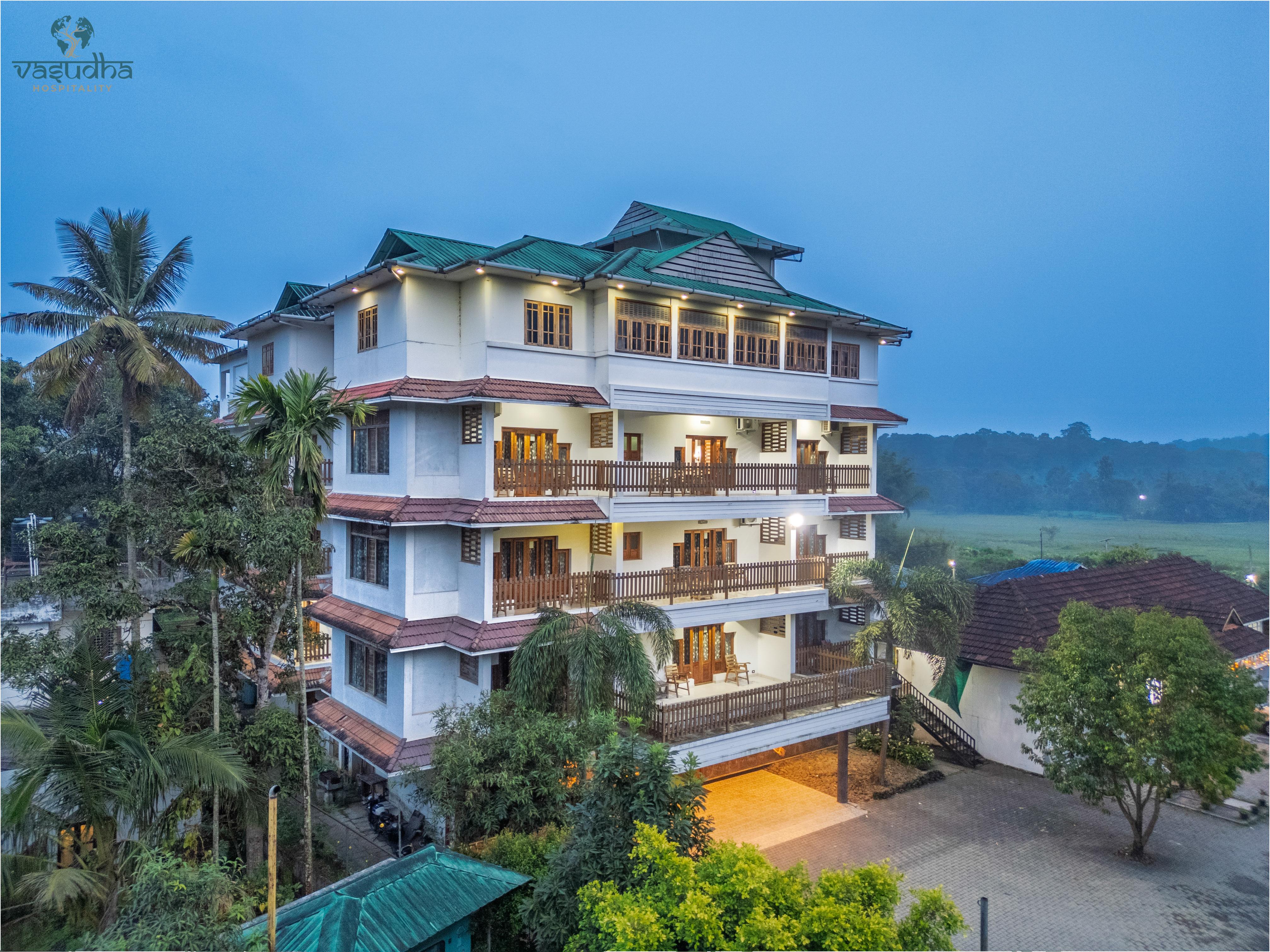 Elephant Route Resort 𝗕𝗢𝗢𝗞 Thekkady Resort