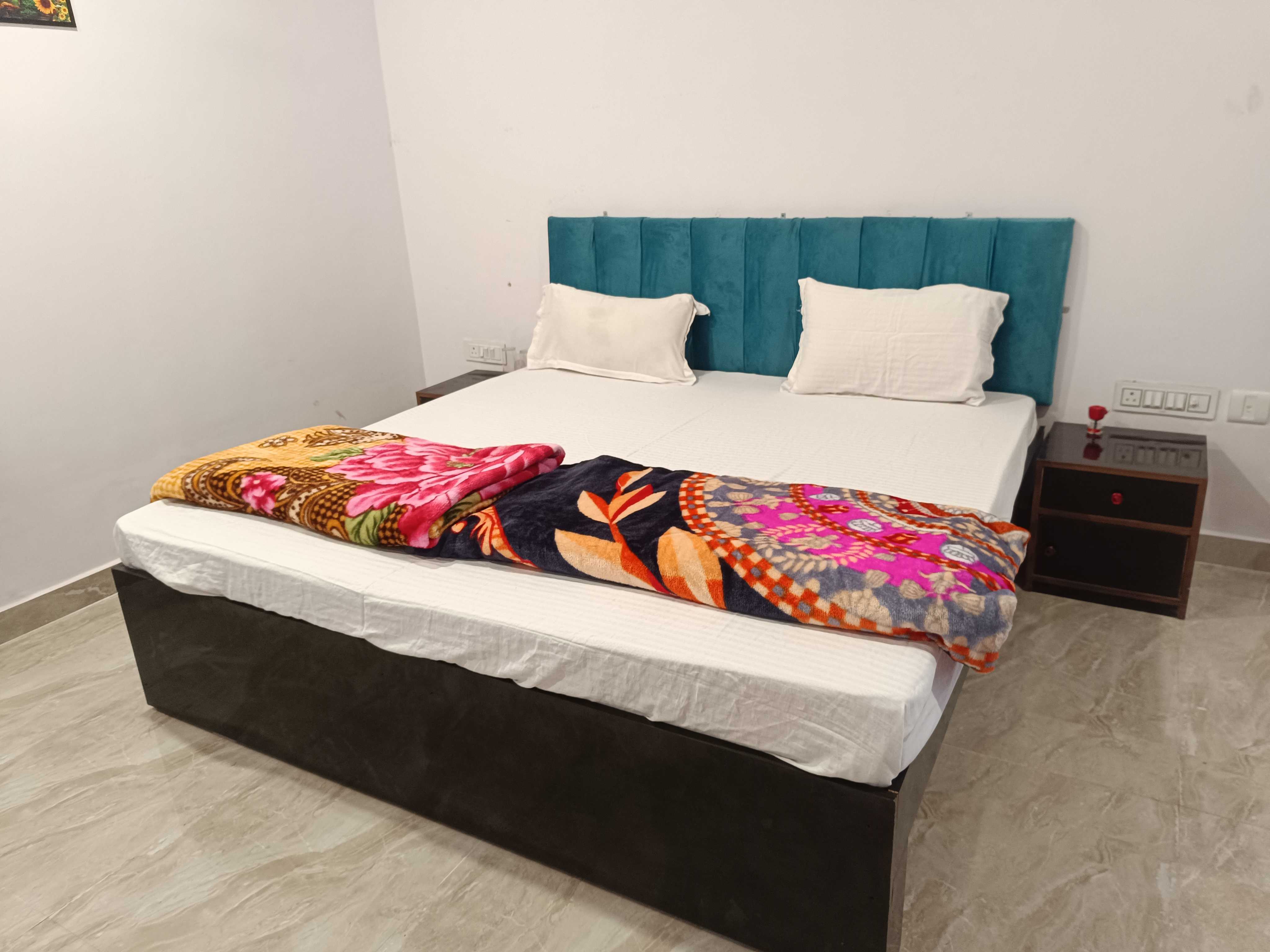 Hotel O Pratima Palace 𝗕𝗢𝗢𝗞 Varanasi Hotel