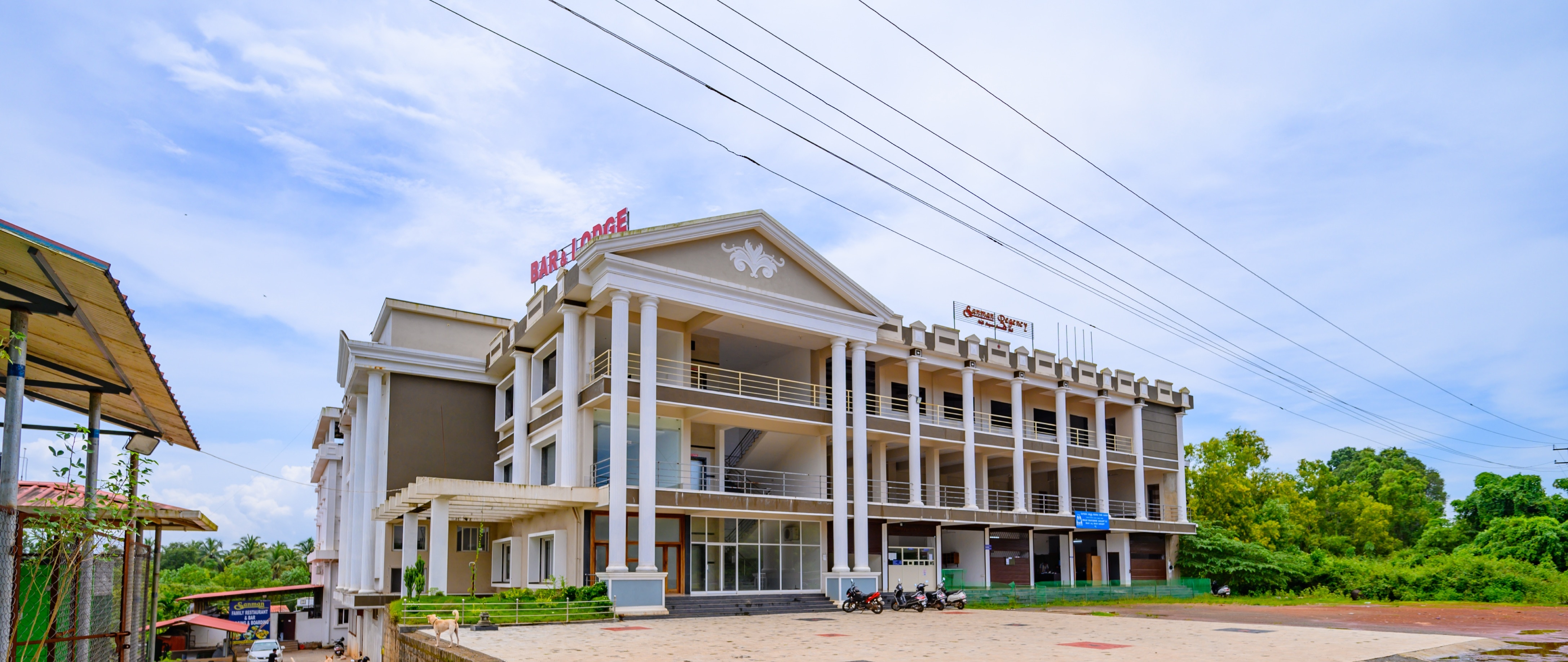 SANMAN REGENCY 𝗕𝗢𝗢𝗞 Karkala Hotel