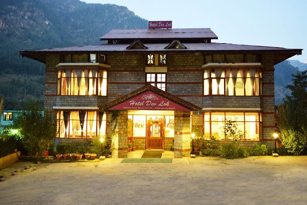 DLS Hotel Devlok 𝗕𝗢𝗢𝗞 Manali Hotel