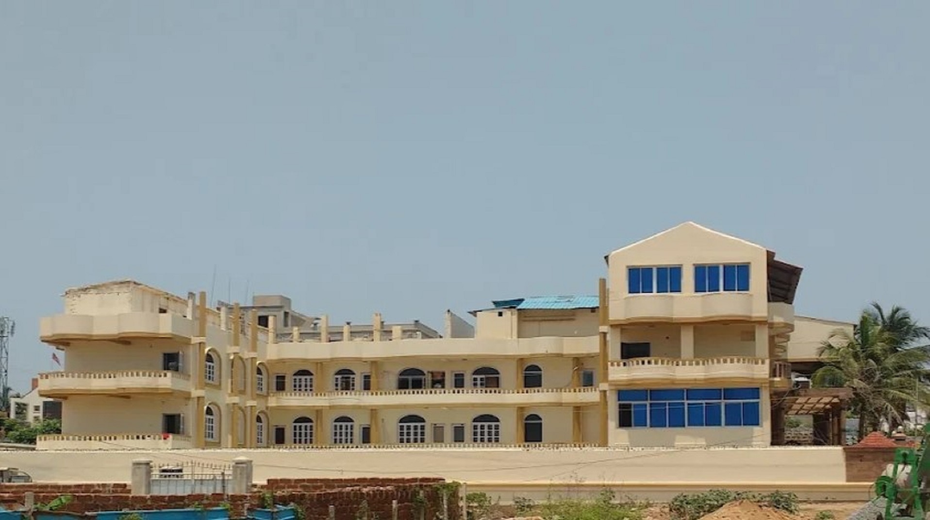 SHRI RADHA DAMODAR RESIDENCY Guest House Puri - Reviews, Photos & Offer