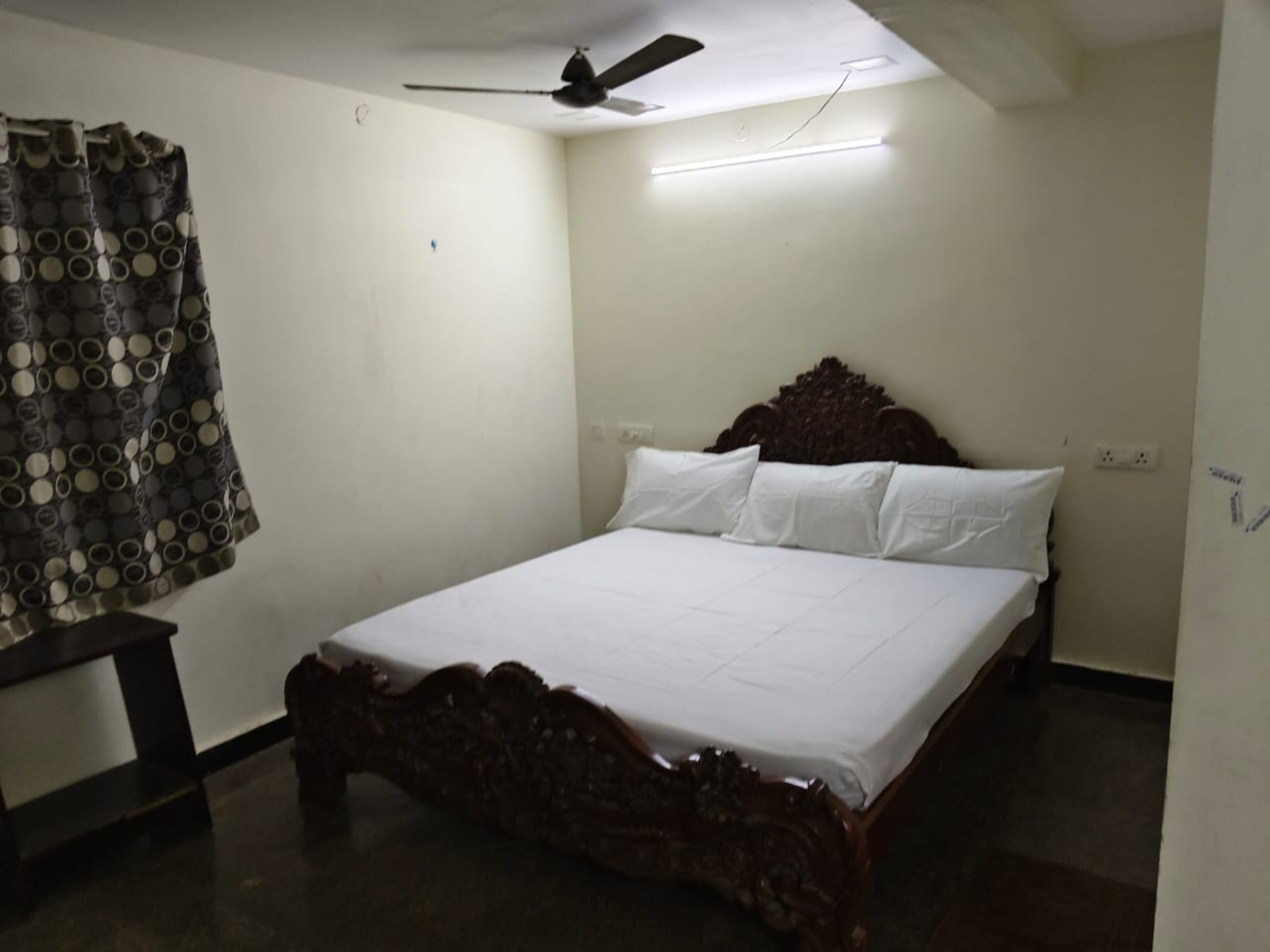 TR Elite Residency 𝗕𝗢𝗢𝗞 Chennai Hotel