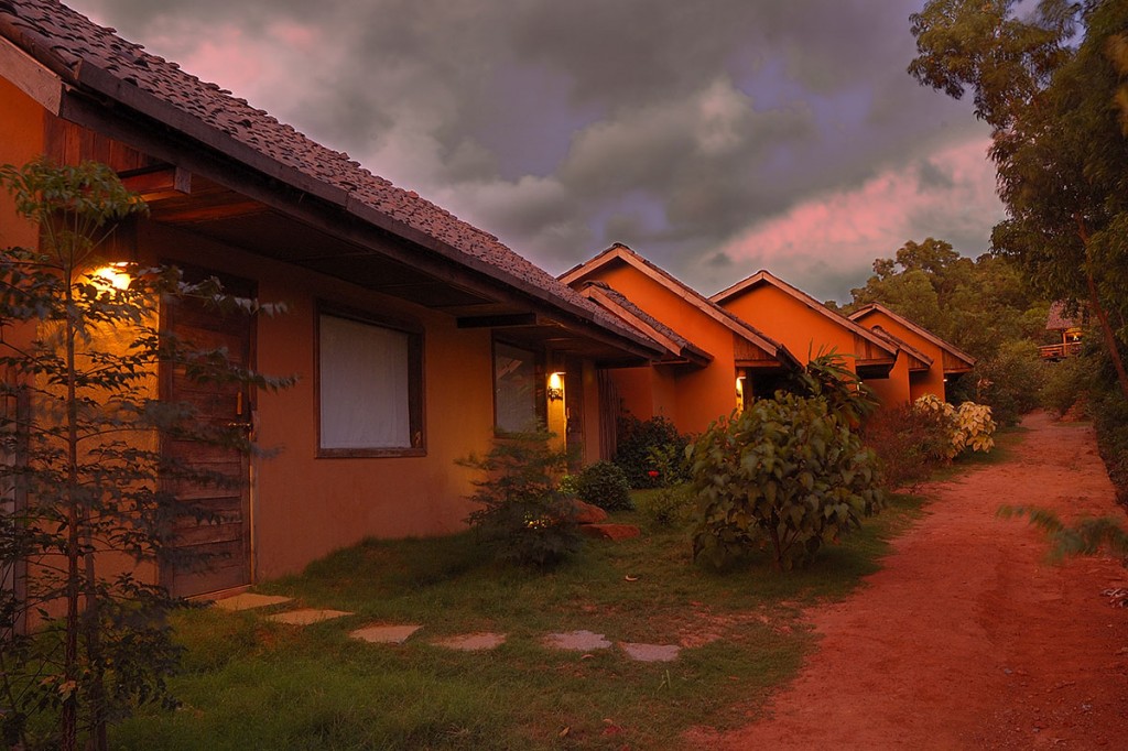 SWAPNAGANDHA RESORT 𝗕𝗢𝗢𝗞 Sawantwadi Hotel