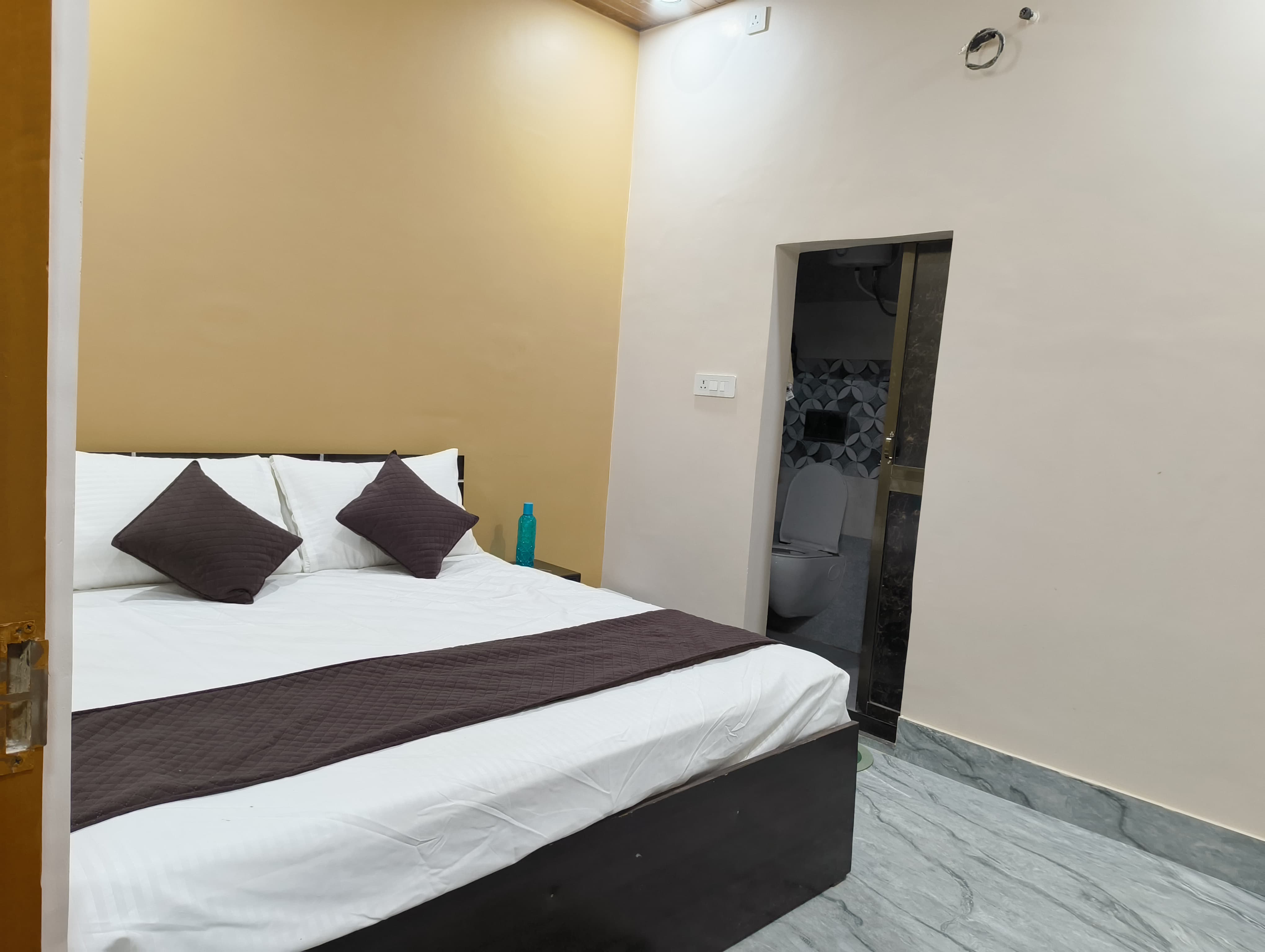 Rooms of Awadh Kunj Palace - Homestay in Ayodhya