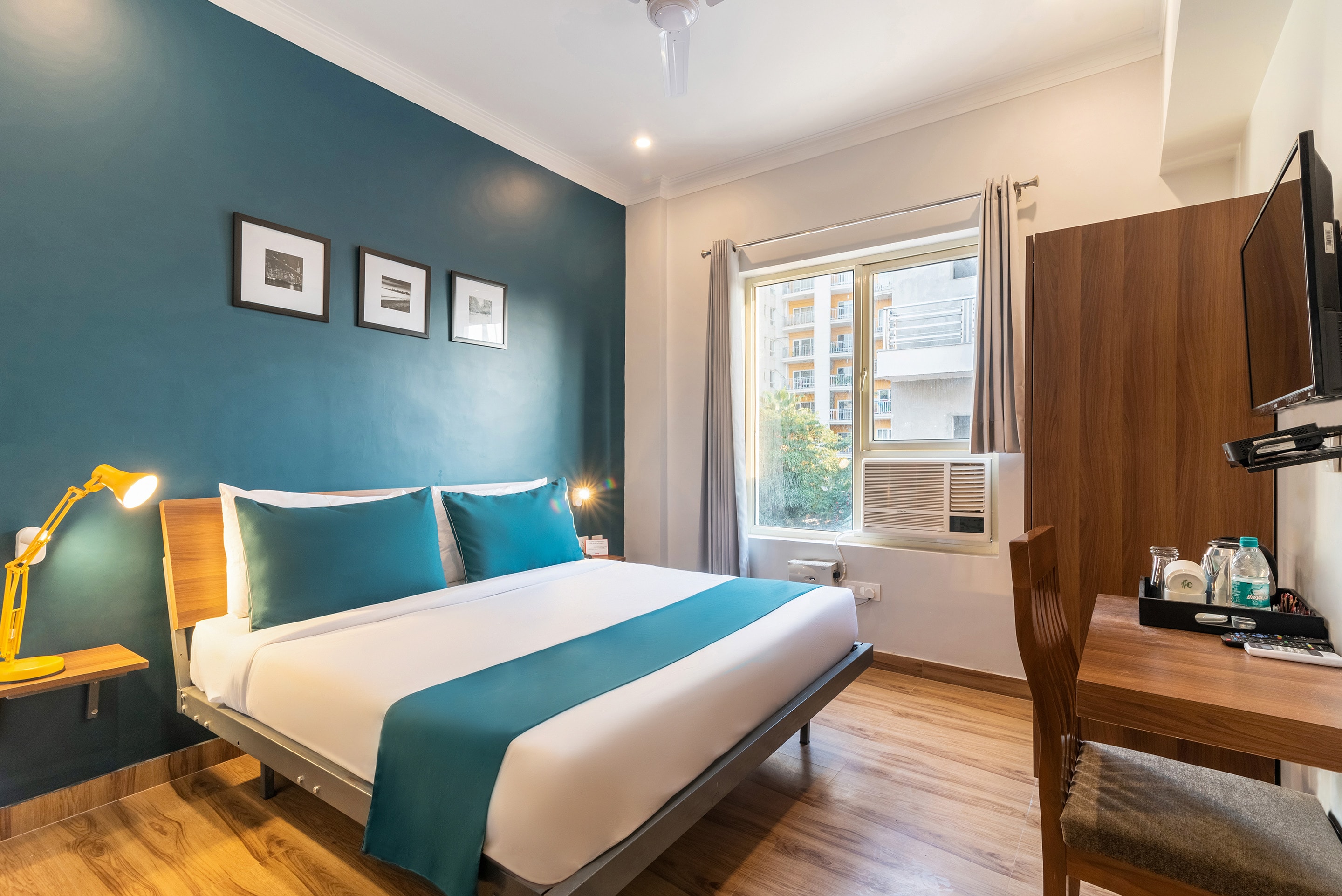 silver key Huda star Mall near appu Ghar Hotel Gurgaon - Reviews ...