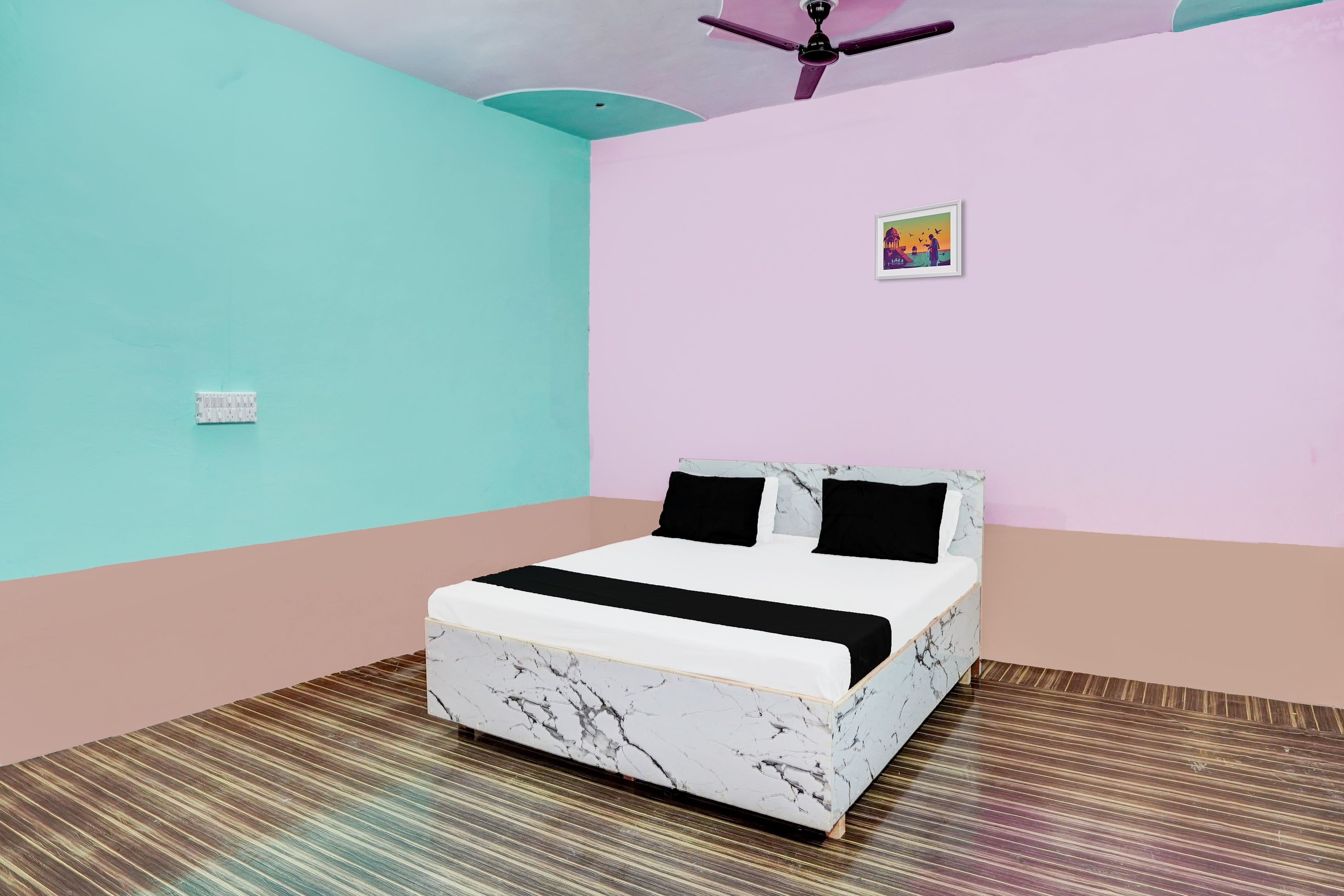 SPOT ON SKY BLUE HOTEL 헕헢헢헞 Atrauli Hotel