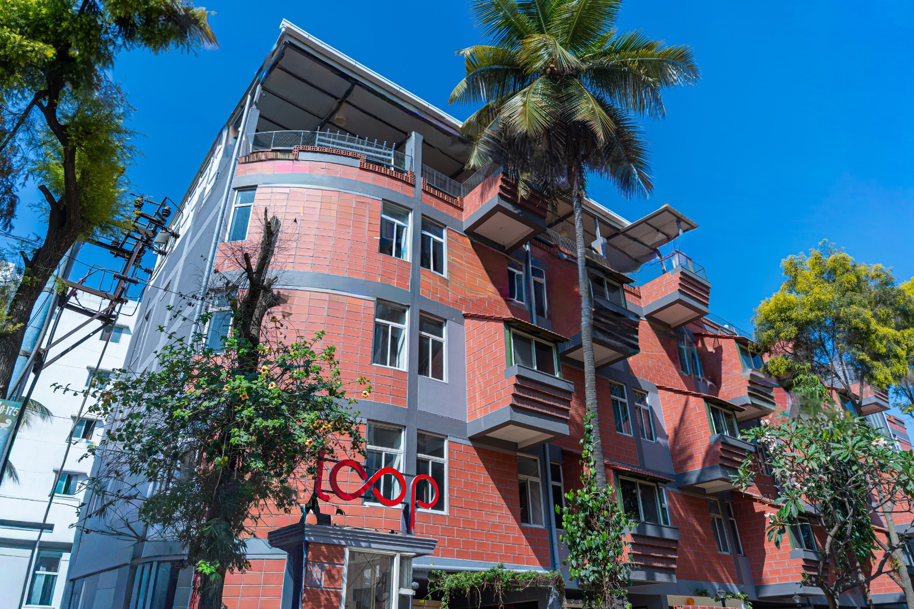 Loop by Zolo Silk Board 𝗕𝗢𝗢𝗞 Bangalore Hostel