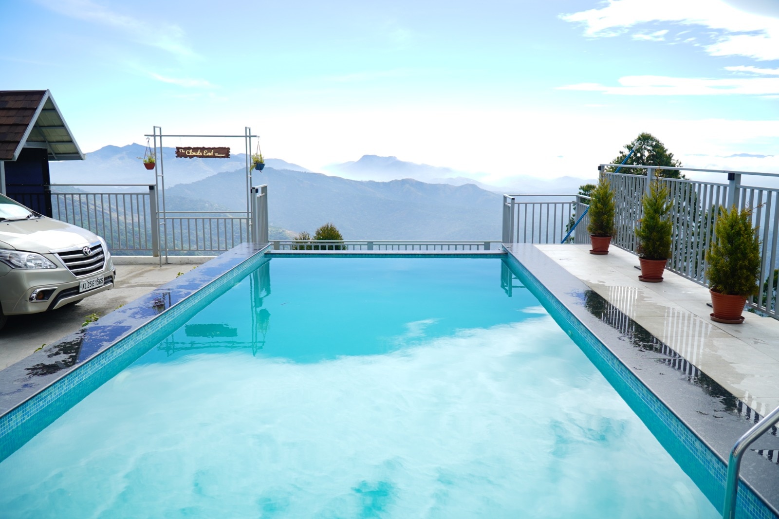 The Cloud 𝗕𝗢𝗢𝗞 Munnar Homestay