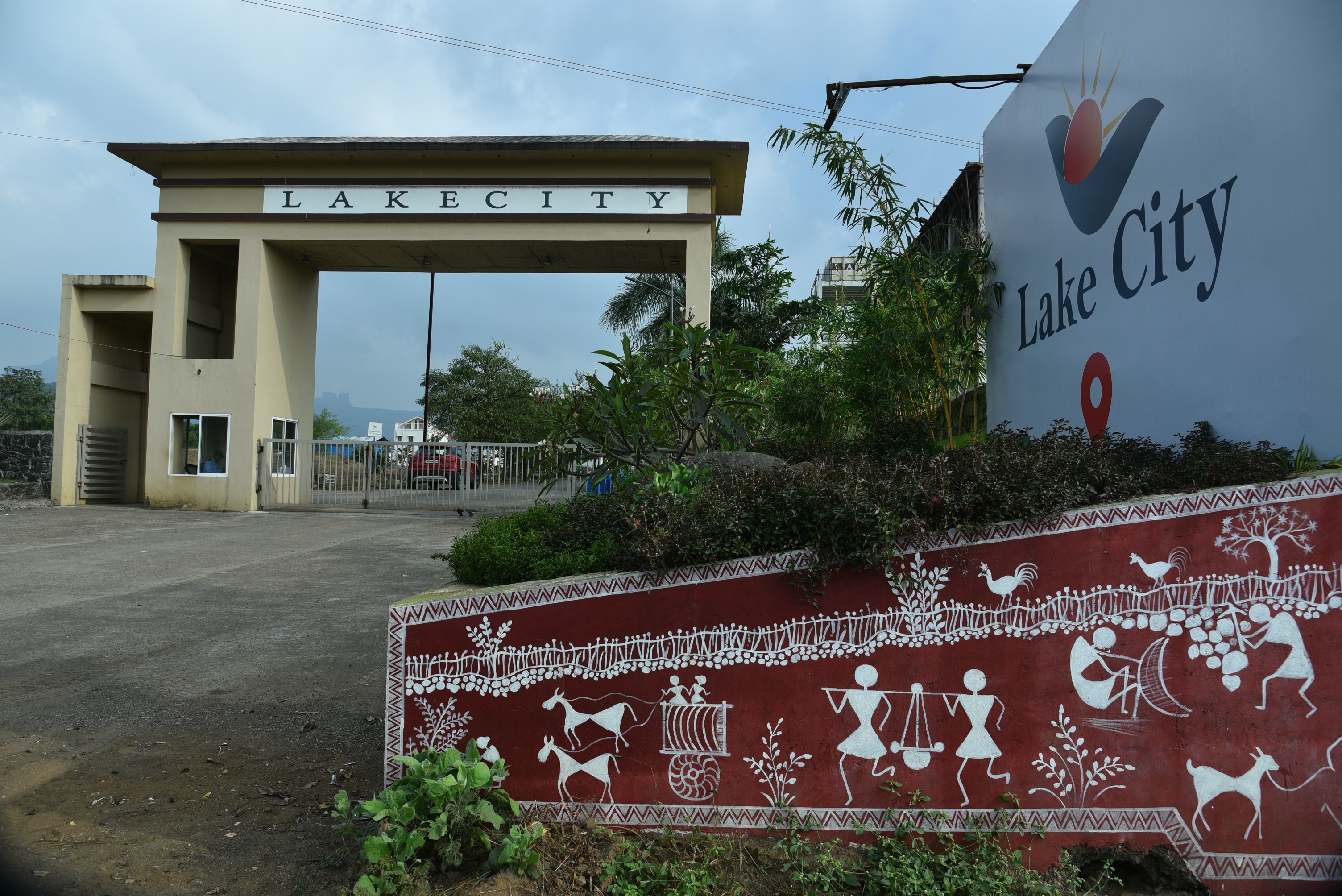 Guru Villa at Lake City 𝗕𝗢𝗢𝗞 Pali, Maharashtra Villa