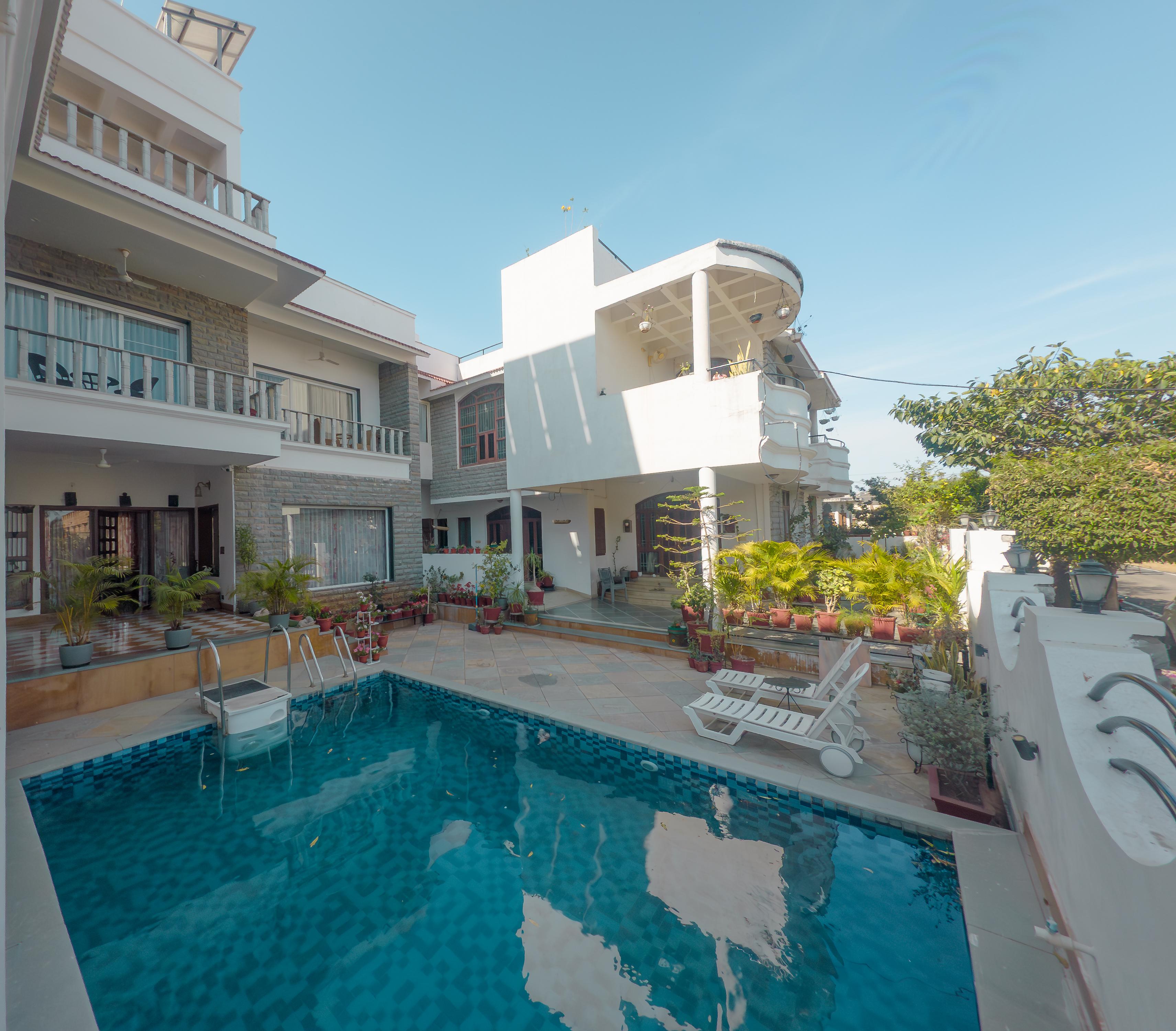 Amar Villa Entire 5 BHK Villa 𝗕𝗢𝗢𝗞 Udaipur Villa