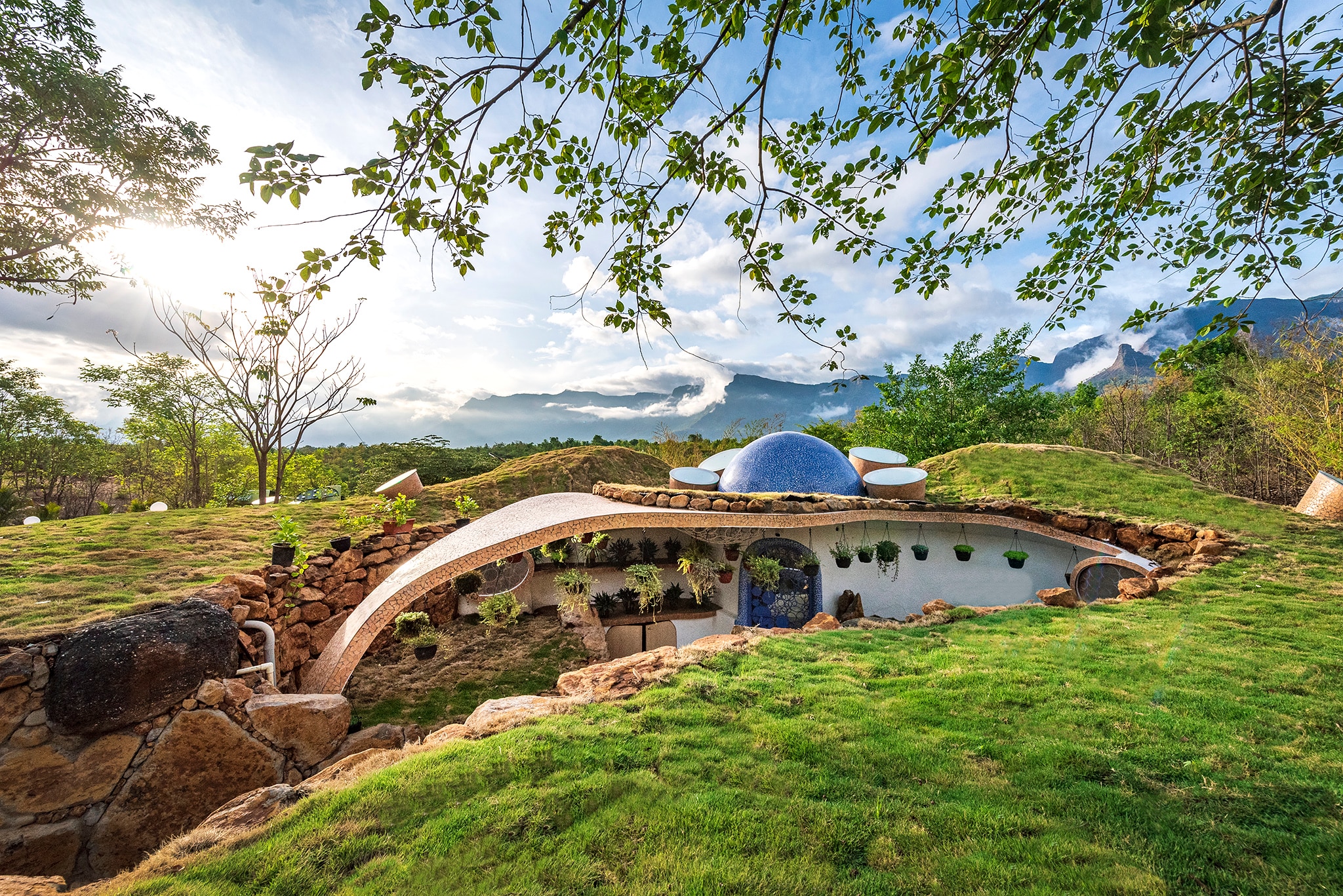Rooms of SaffronStays AsanjA Titaly - Indias first earth sheltered home ...