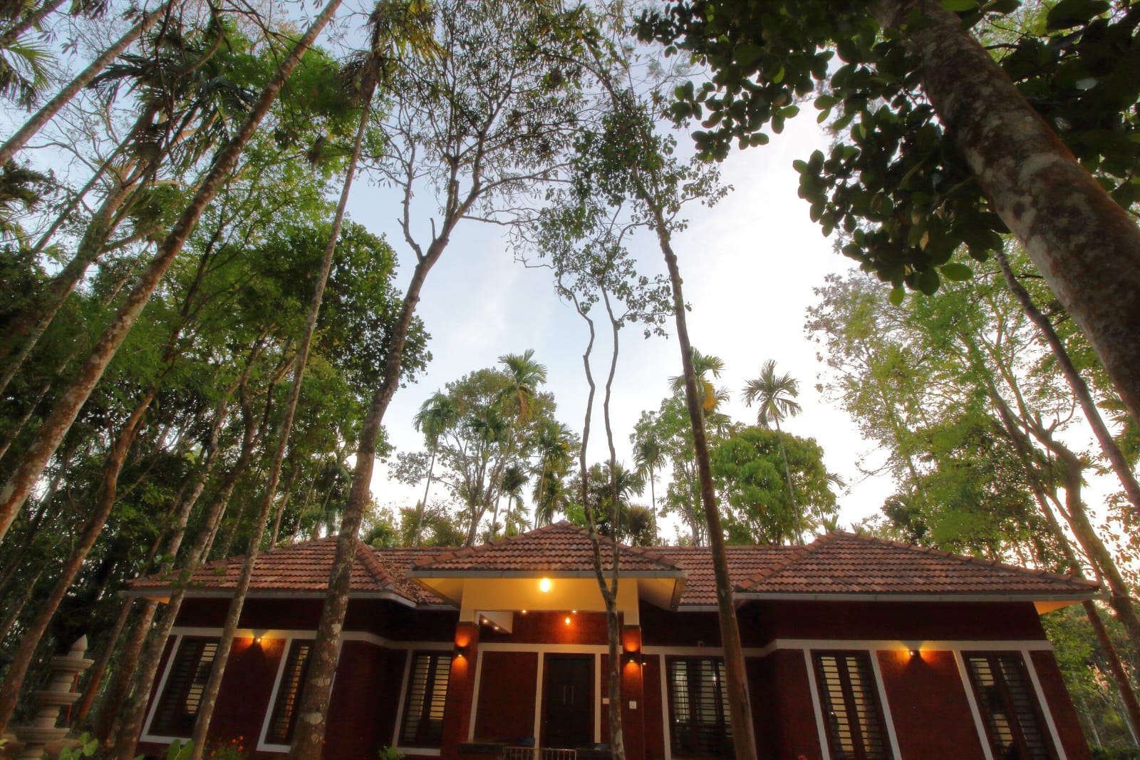TreeSong Villa 𝗕𝗢𝗢𝗞 Wayanad Villa