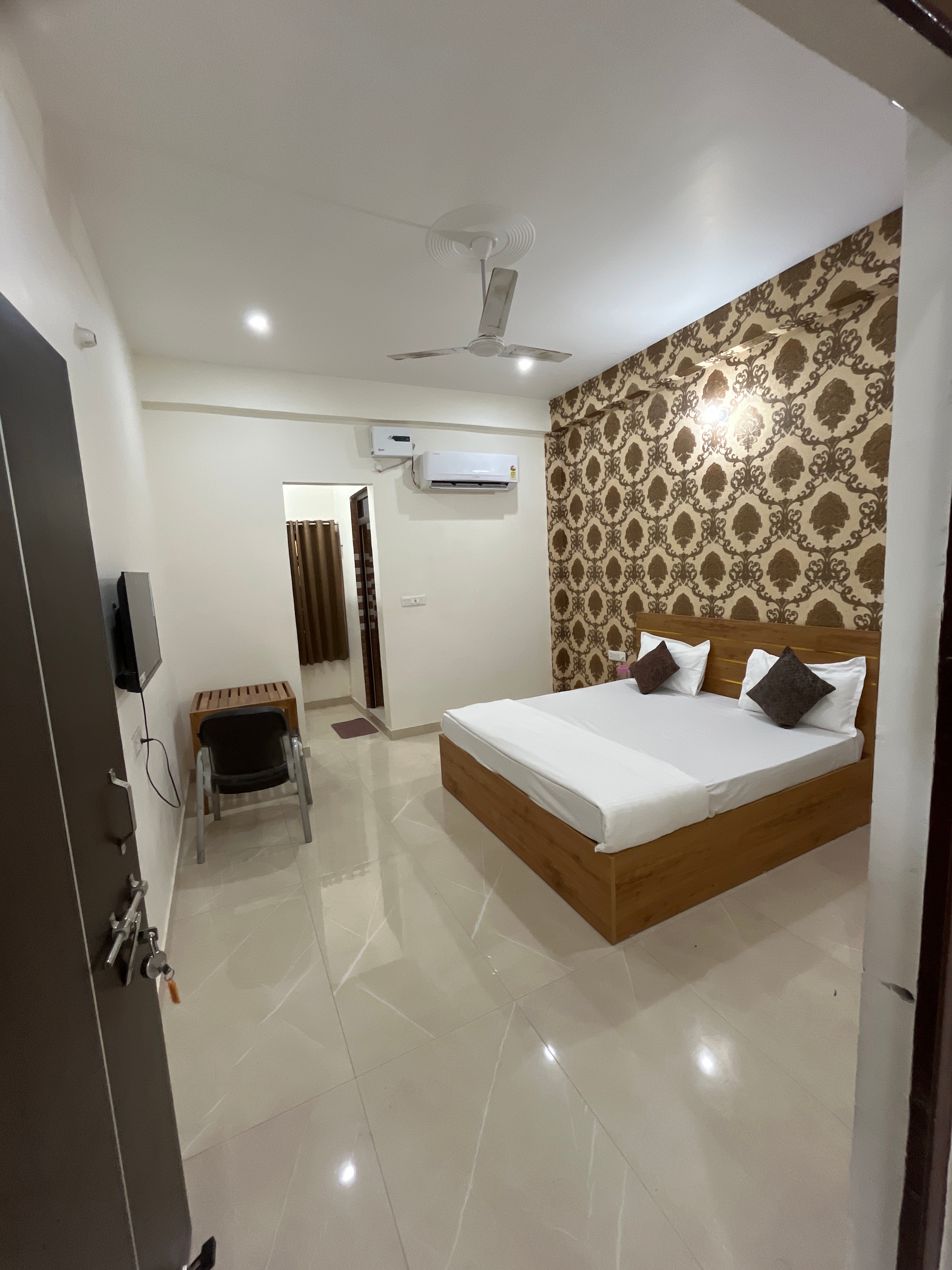 Raghwan Atithyam 𝗕𝗢𝗢𝗞 Ayodhya Homestay