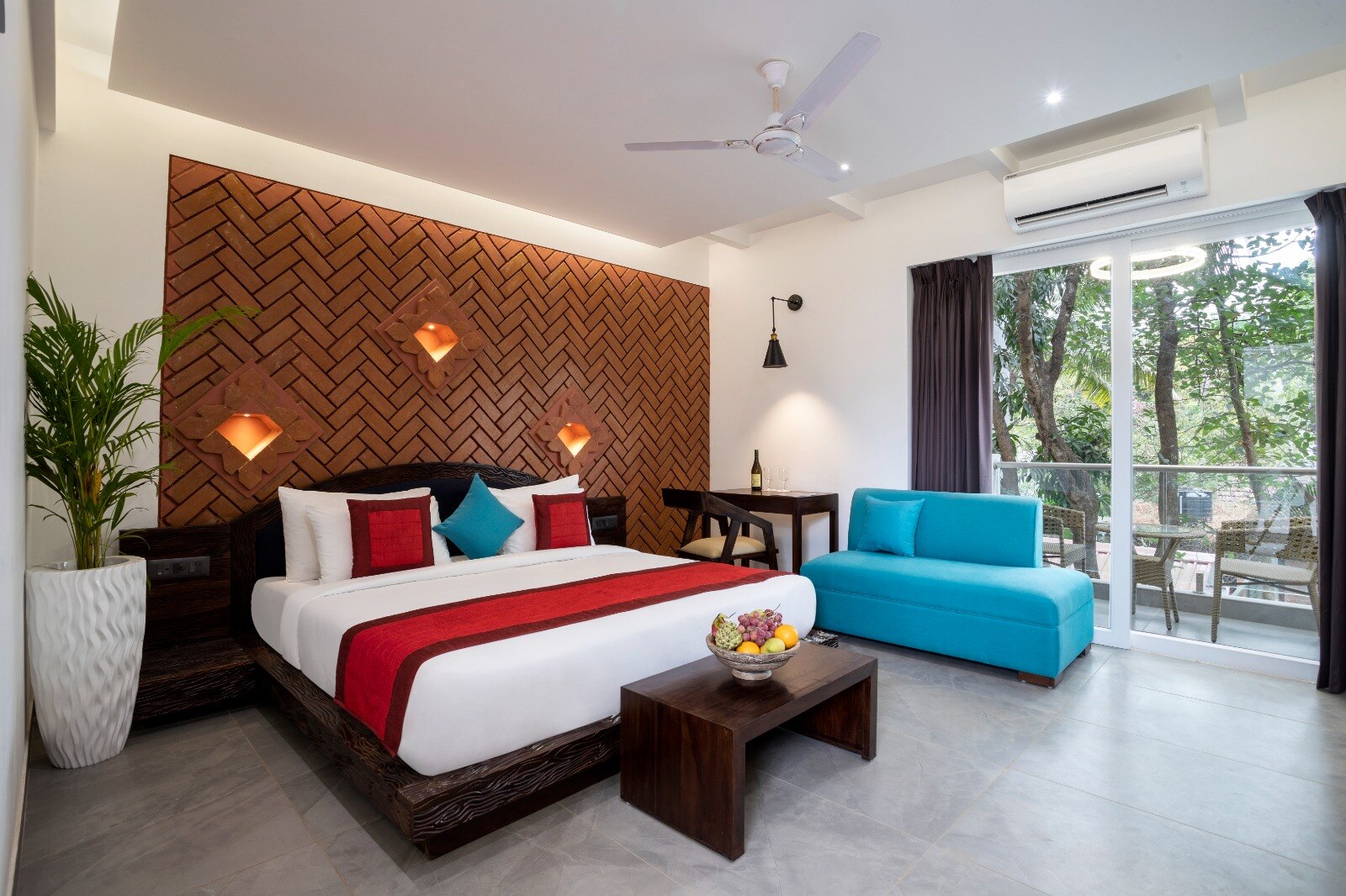Downtown Hostels Anjuna - Boutique Rooms 𝗕𝗢𝗢𝗞 Goa Apartment