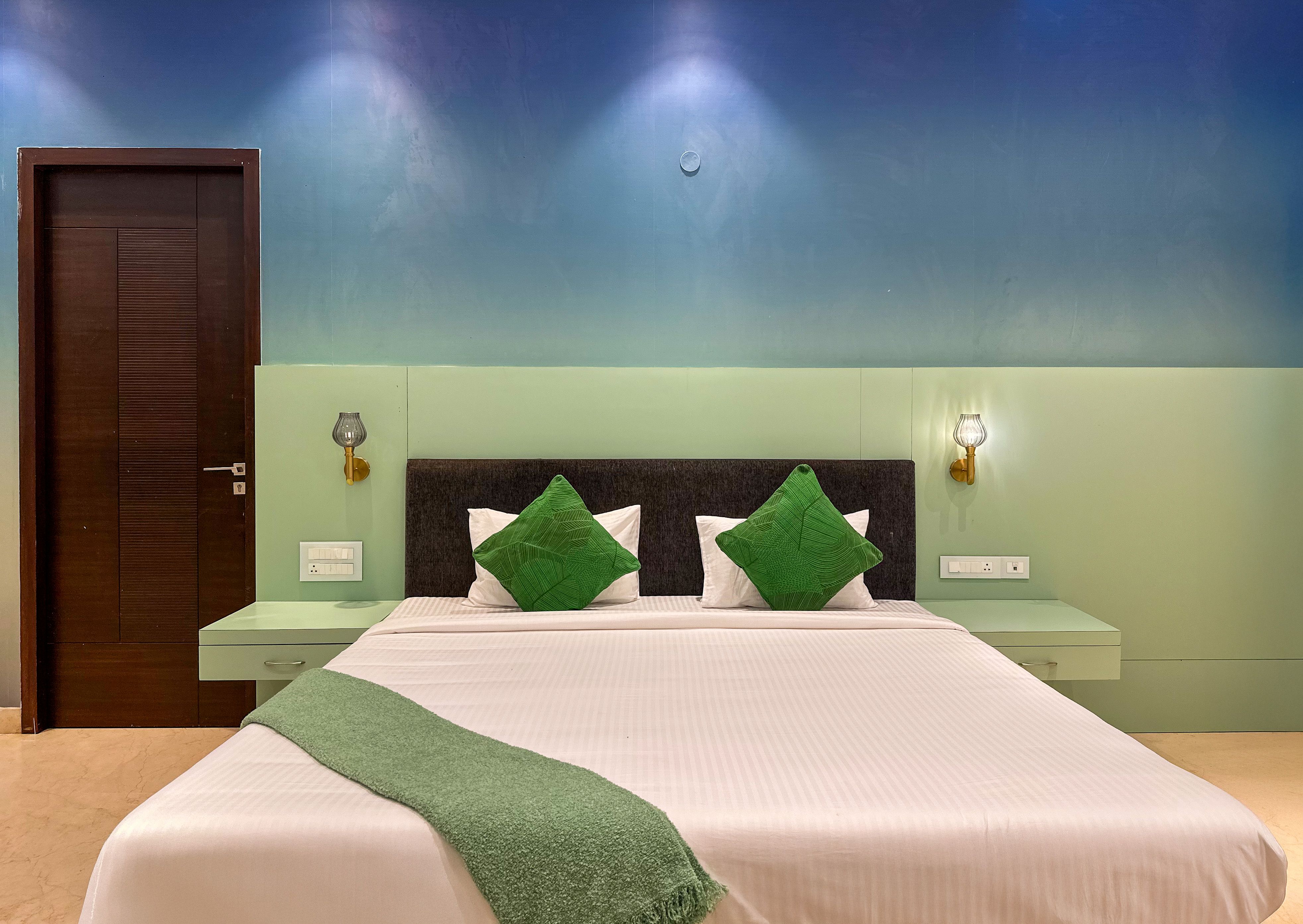 Truliv Villa Nova - Luxury 6BHK Pool Villa In ECR 𝗕𝗢𝗢𝗞 Chennai Villa