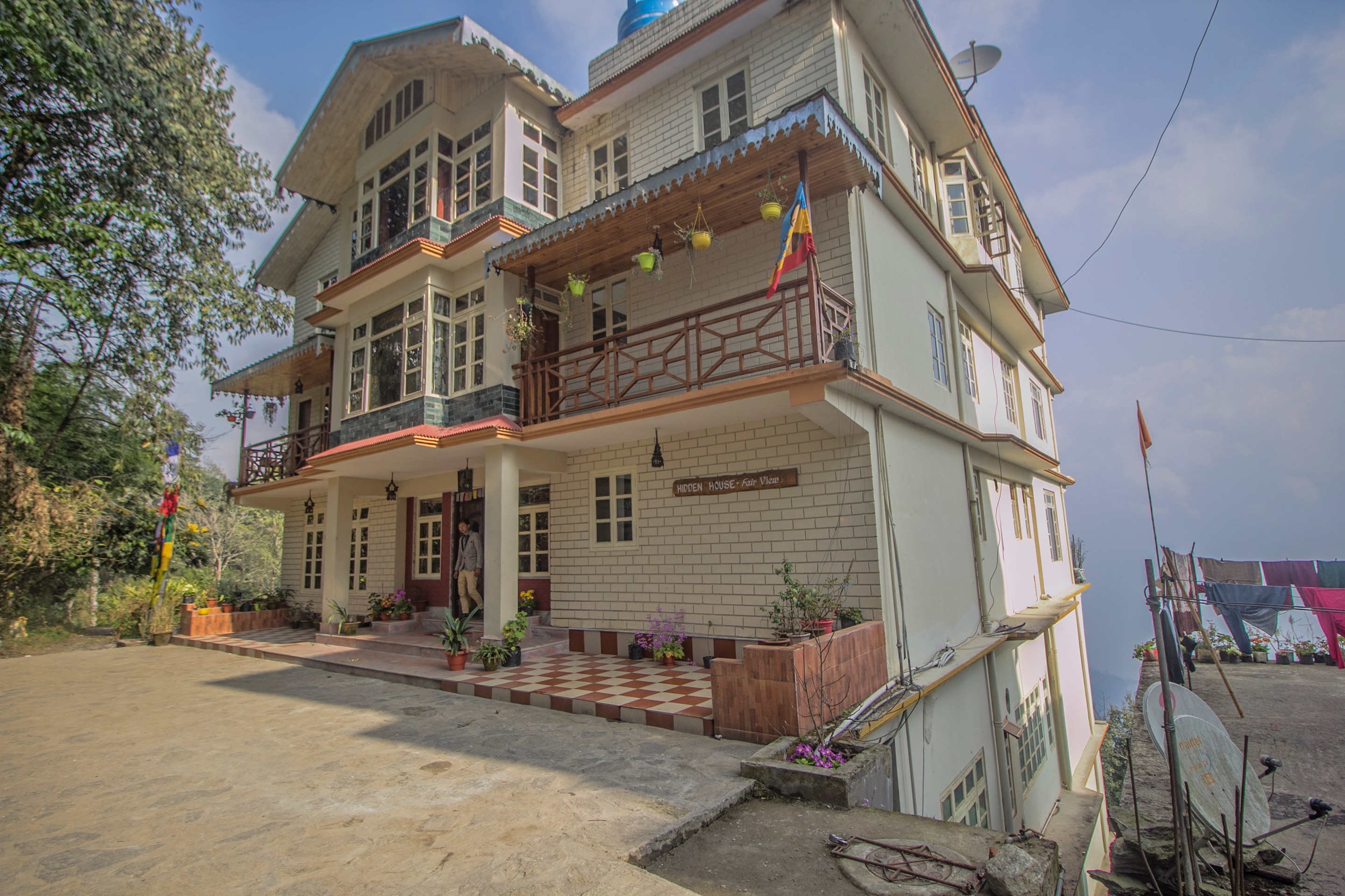 Hidden House FairView 𝗕𝗢𝗢𝗞 Pelling Hotel