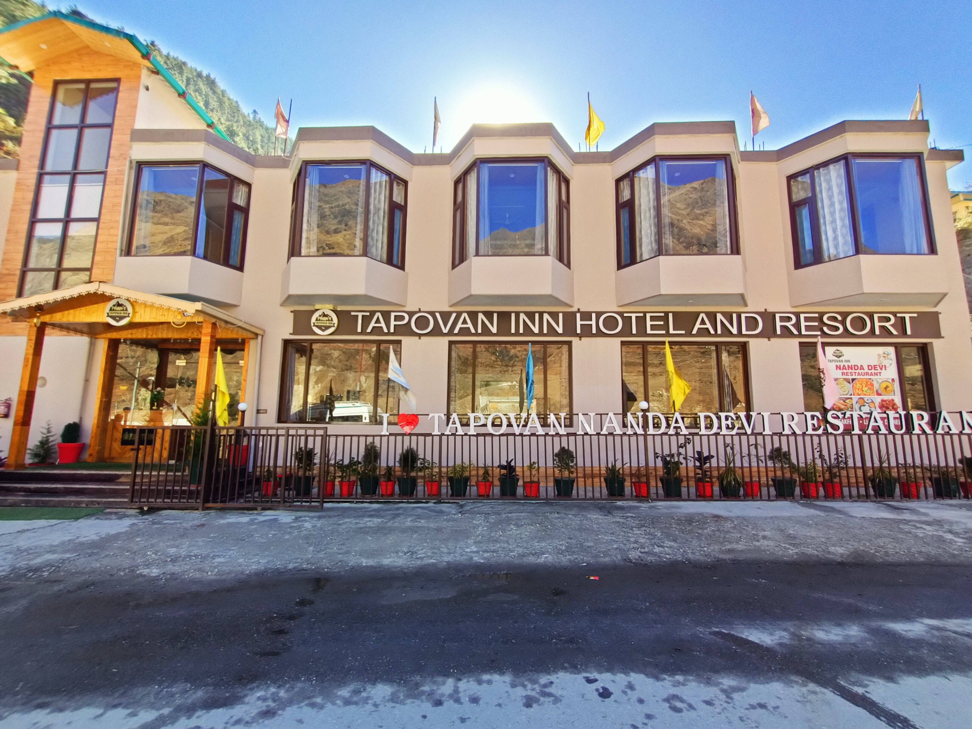 Tapovan Inn Hotel And Resort 𝗕𝗢𝗢𝗞 Joshimath Hotel