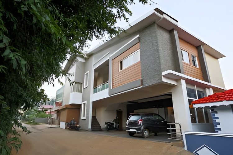 Reviews of SRJ S Thaneesh Residency - Apart-hotel in Ooty